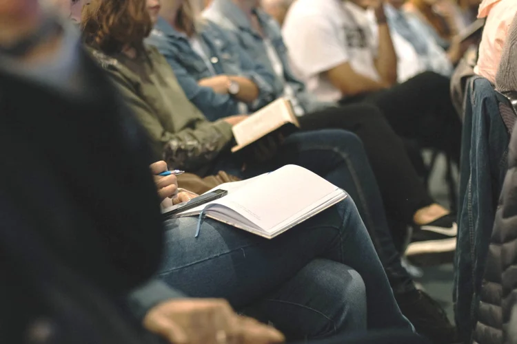 Serō Therapy | Clinical Counselling