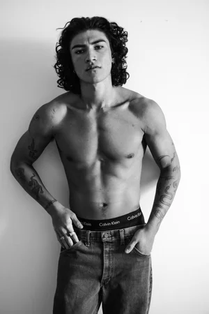 5 Benefits Of Being a Model — By Brandon Andre