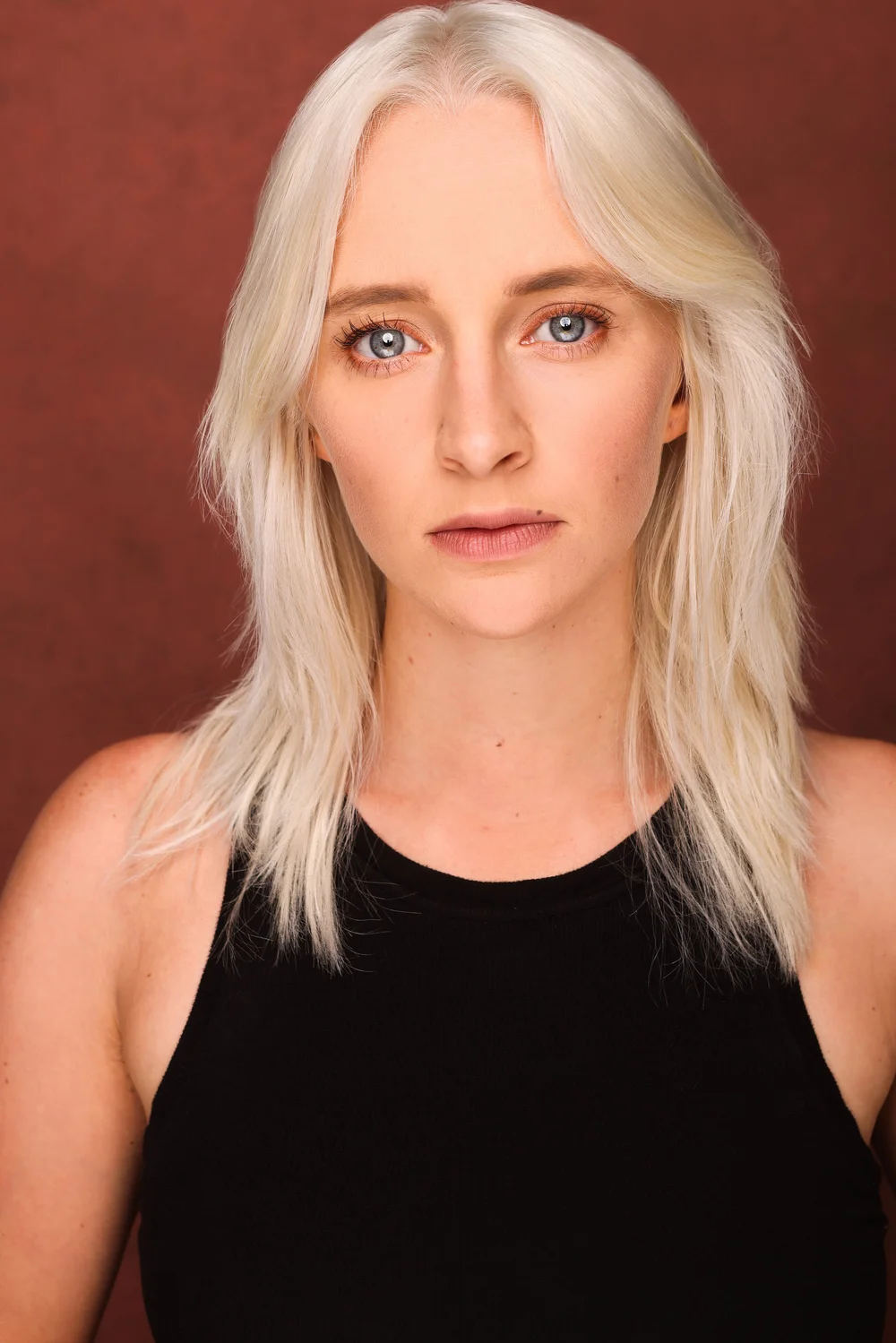 Can Black And White Shirts Work For Actor Headshots? — By Brandon Andre