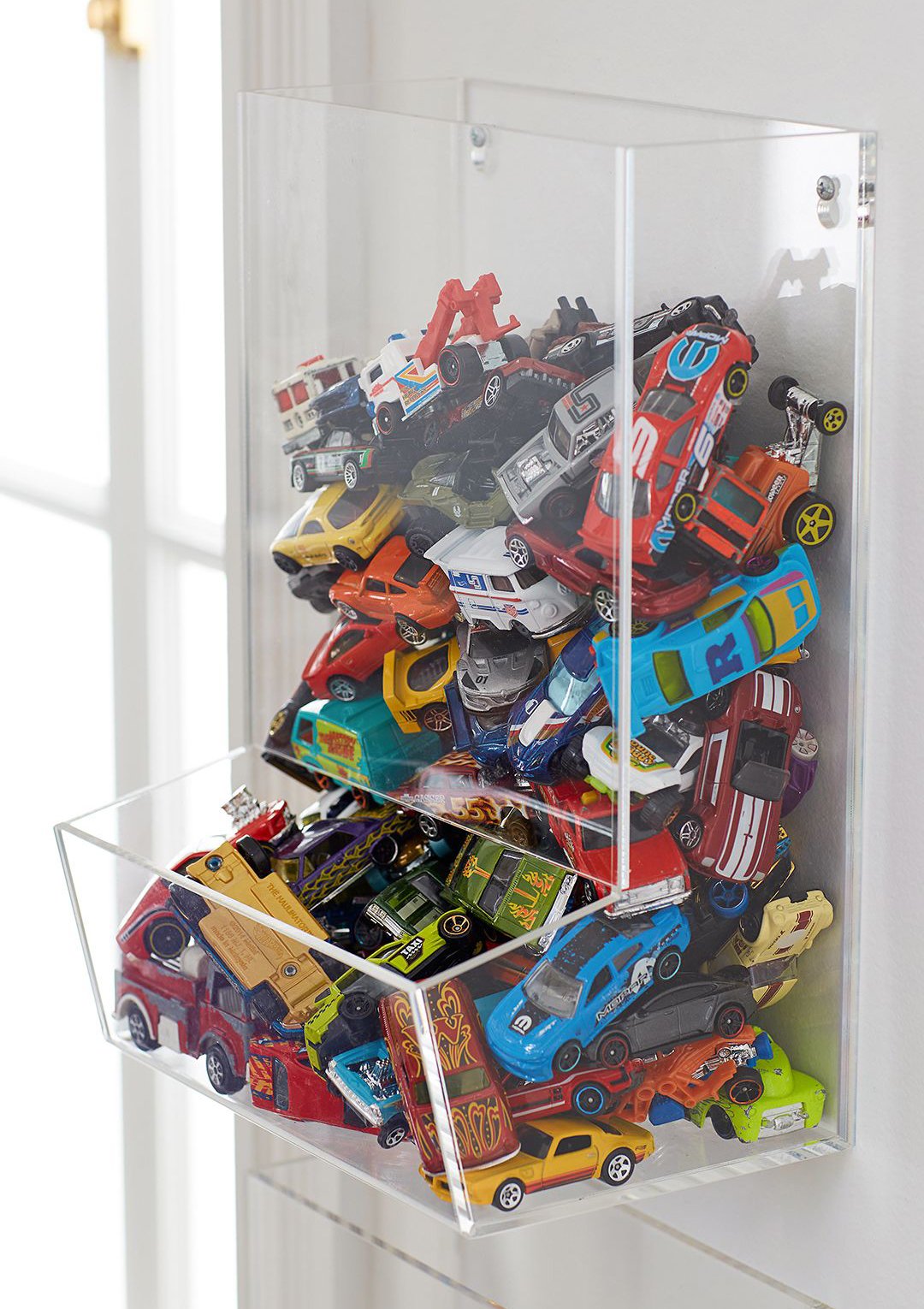 Solutions for storing toys in small living spaces — Sistability ...