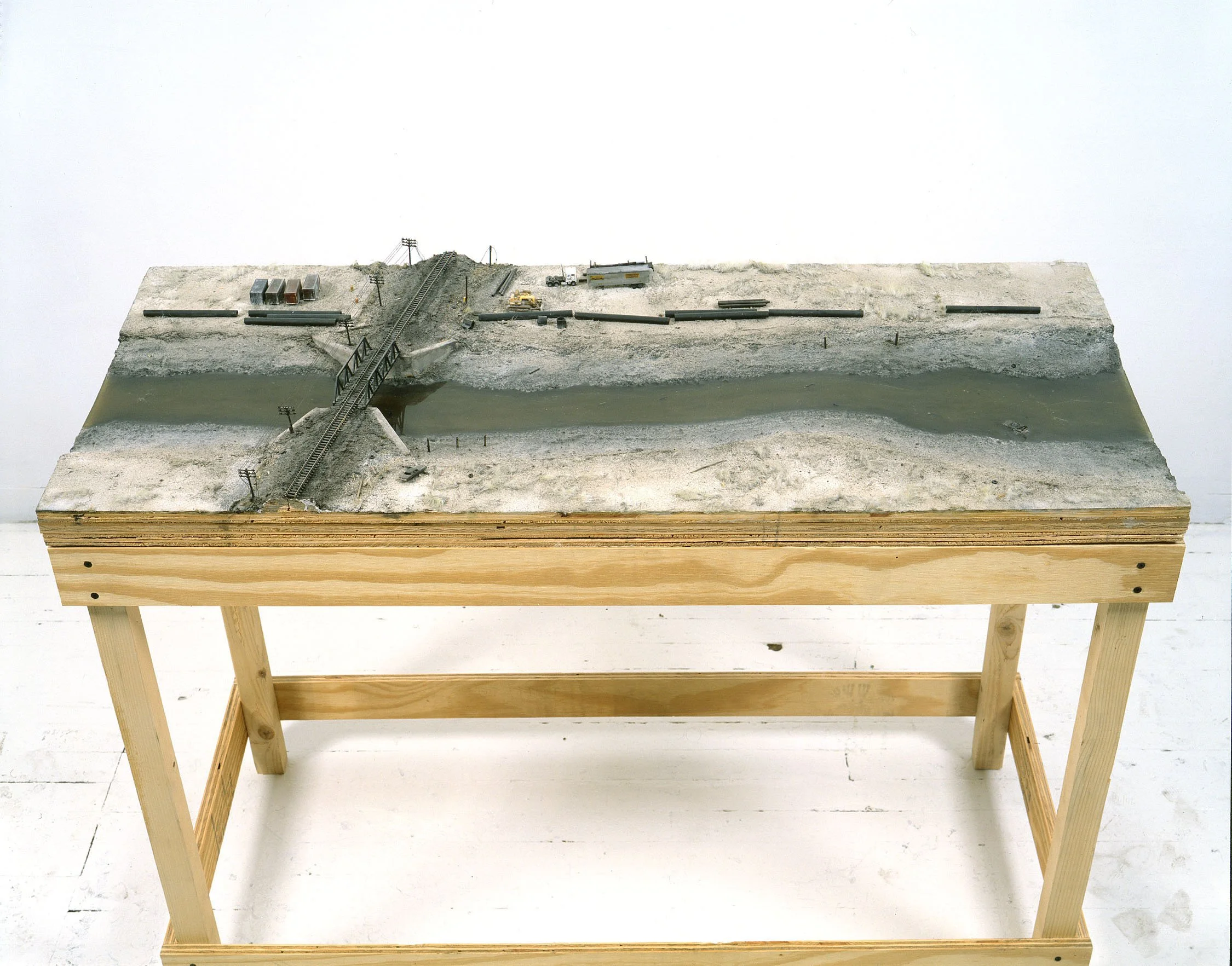 Michael Ashkin: Here, in the desert — FOYER-LA