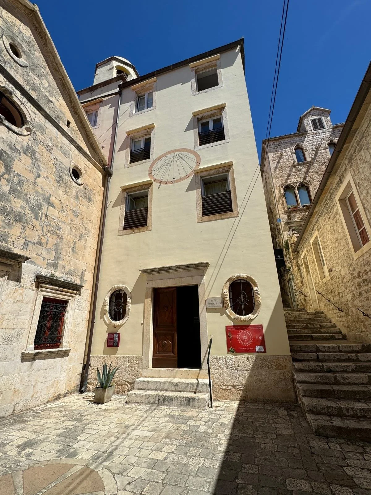 Split – the “Mediterranean Flower” and Hvar – the island of lavender ...