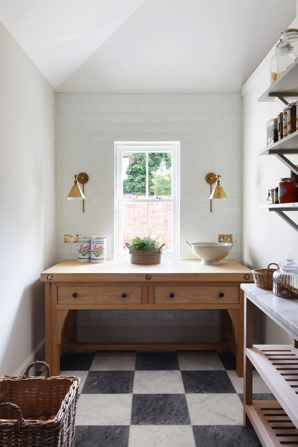 HÁM Interiors