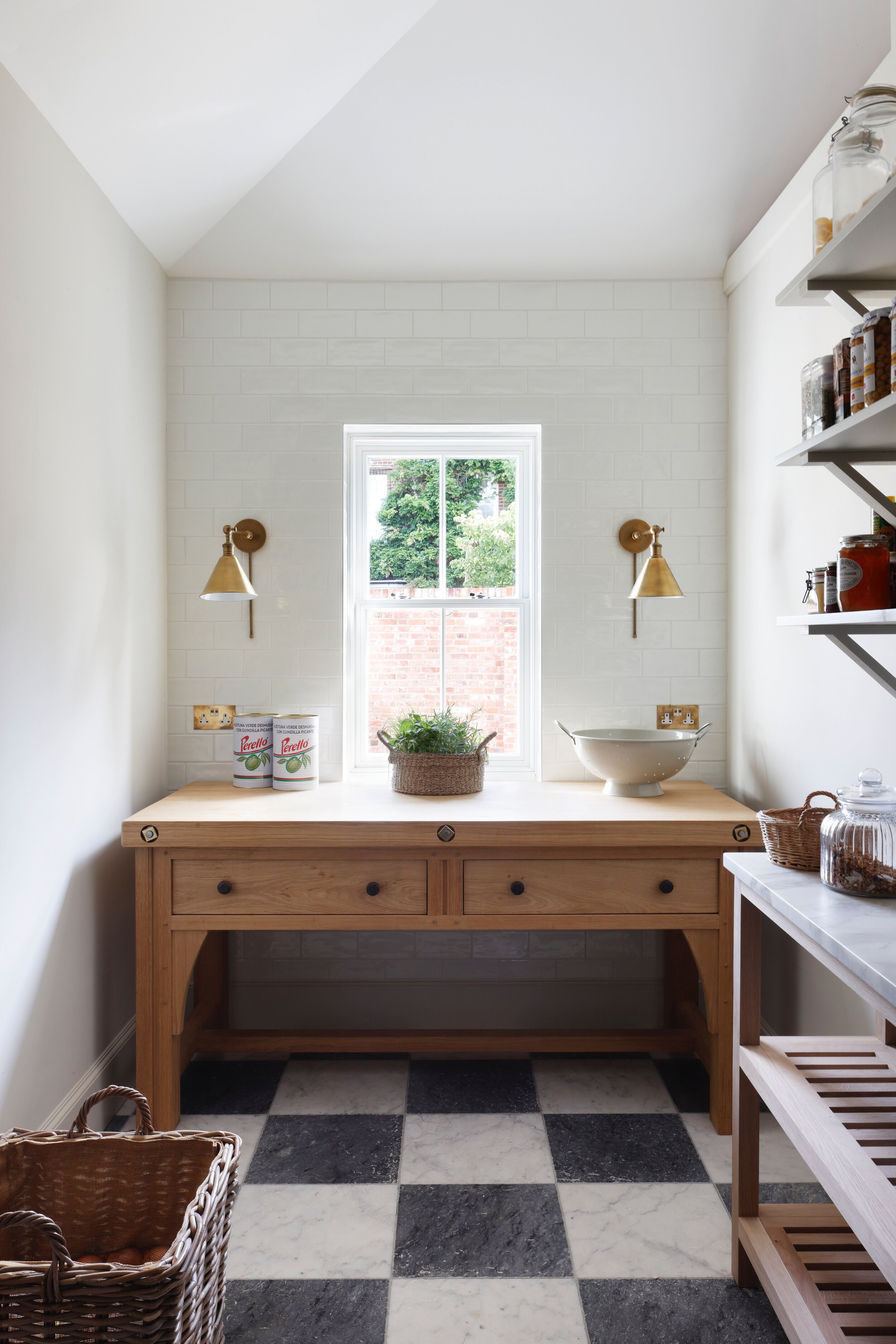 HÁM Interiors