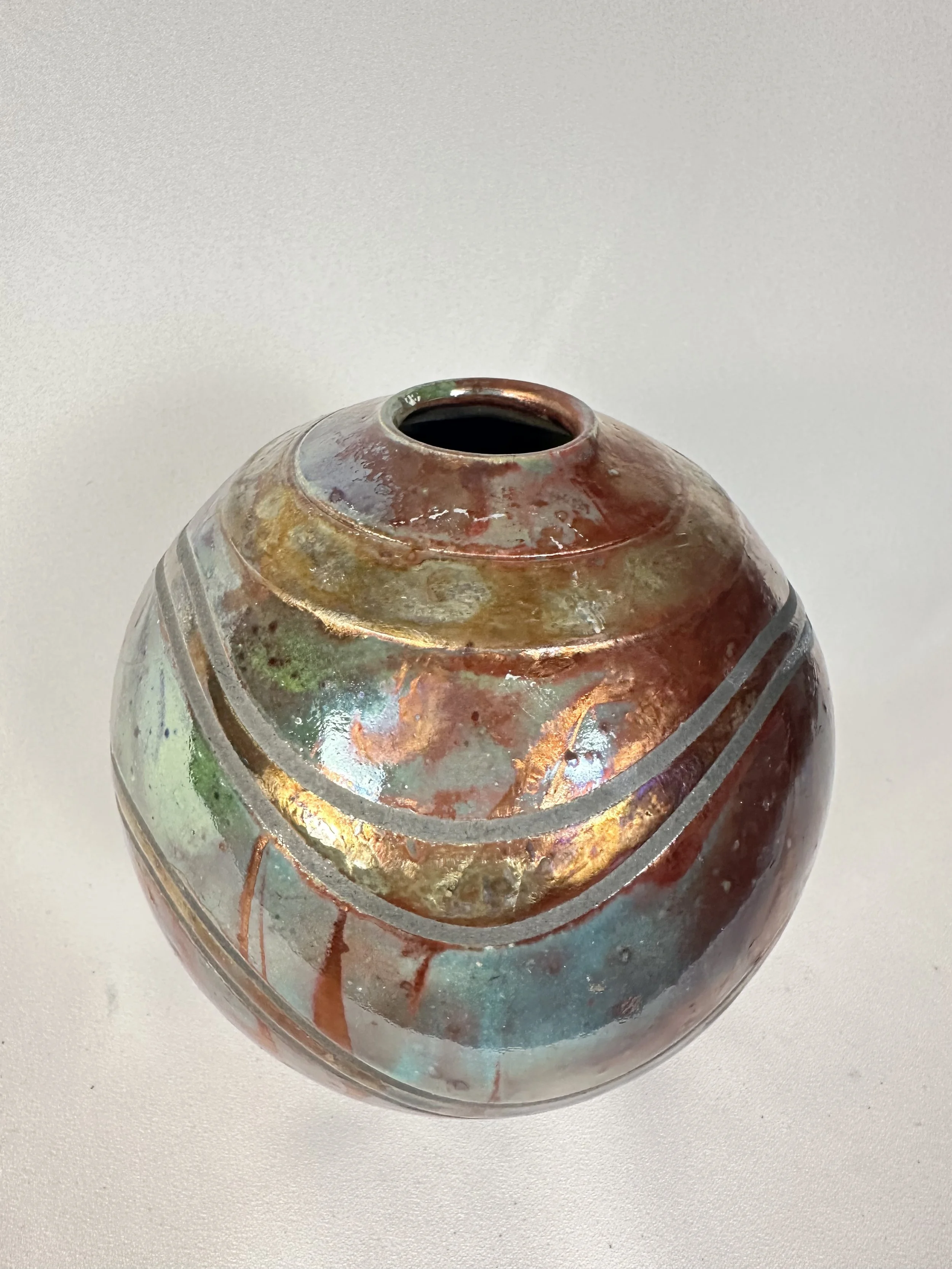 Luster Vessel w/o Lid #4895 — Steve Sanders Raku