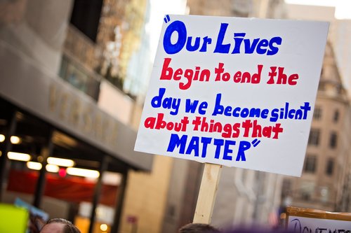 3 Ways to Handle Political Posts on Social Media