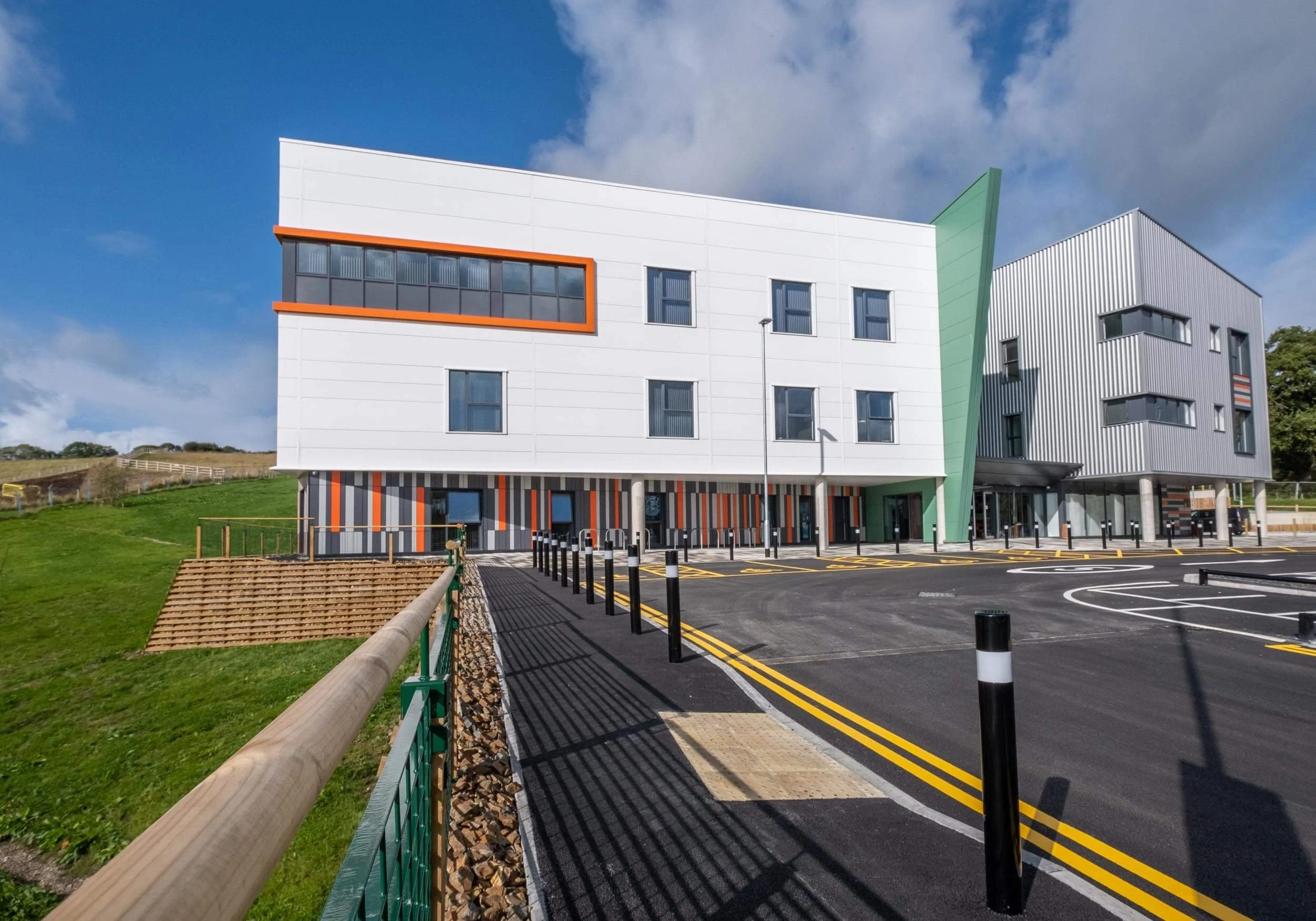 Structural Steelwork for Cardigan Integrated Care Centre – Shufflebottom Ltd