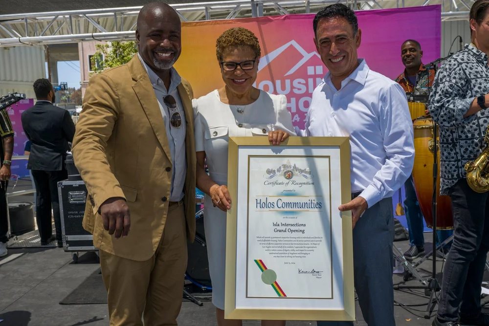 Holos Communities Celebrates the Grand Opening of Isla Intersections ...