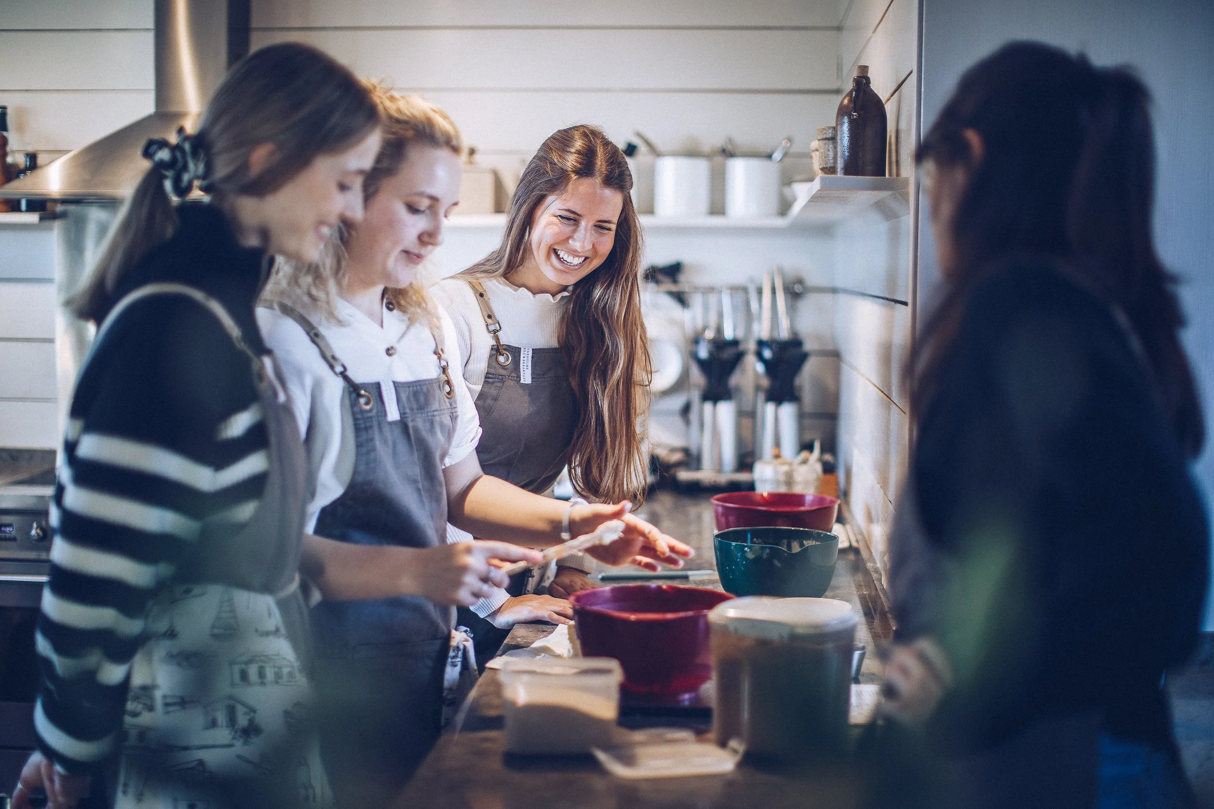 cinnamon bun baking workshop - Vaxholm Bed & Breakfast