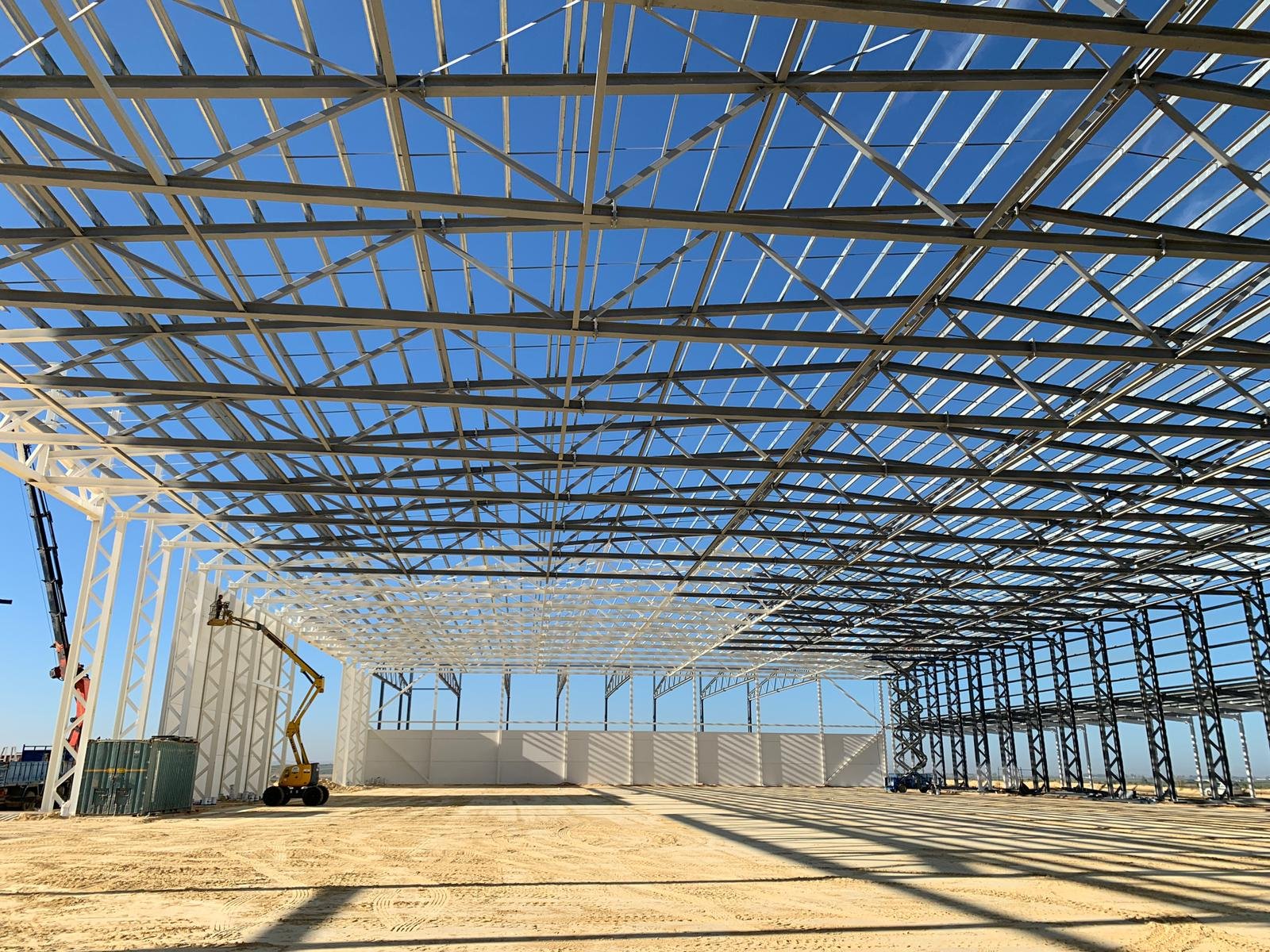 Estructuras Metálicas — Corporación Cover