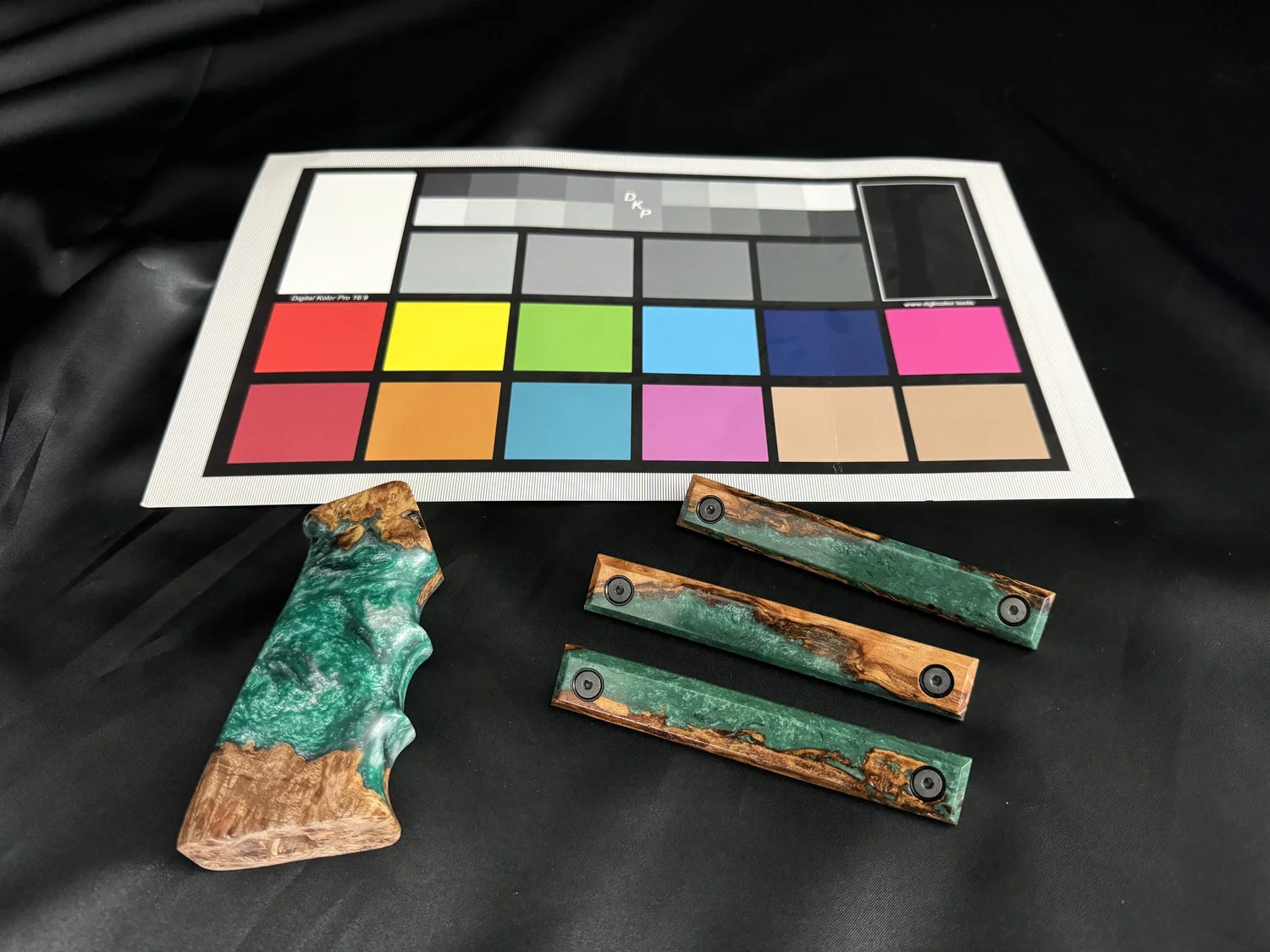 Store 2 — RAILWOODS M-Lok Rail Covers and Wood AR15 Furniture