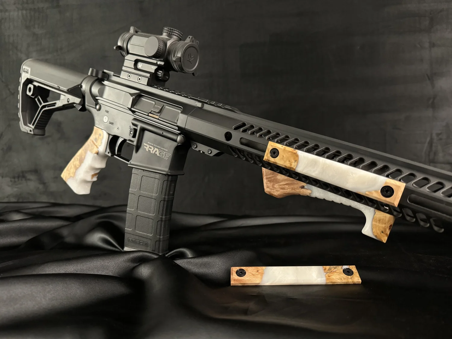 Store 2 — RAILWOODS M-Lok Rail Covers and Wood AR15 Furniture