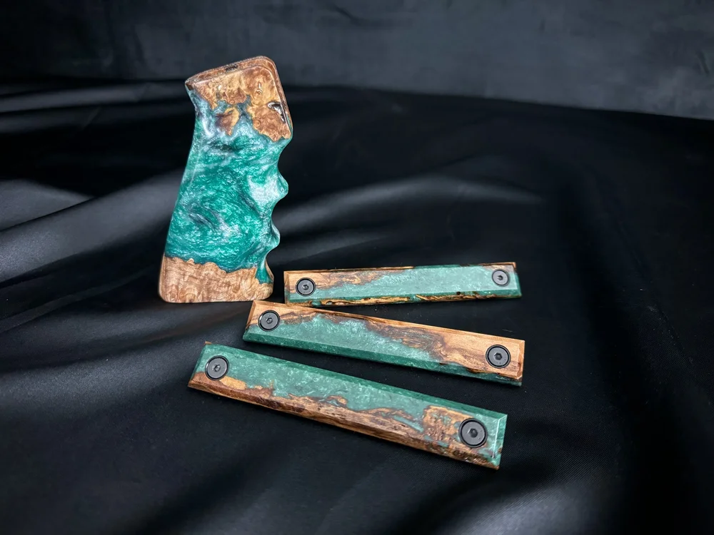 Store 2 — RAILWOODS M-Lok Rail Covers and Wood AR15 Furniture