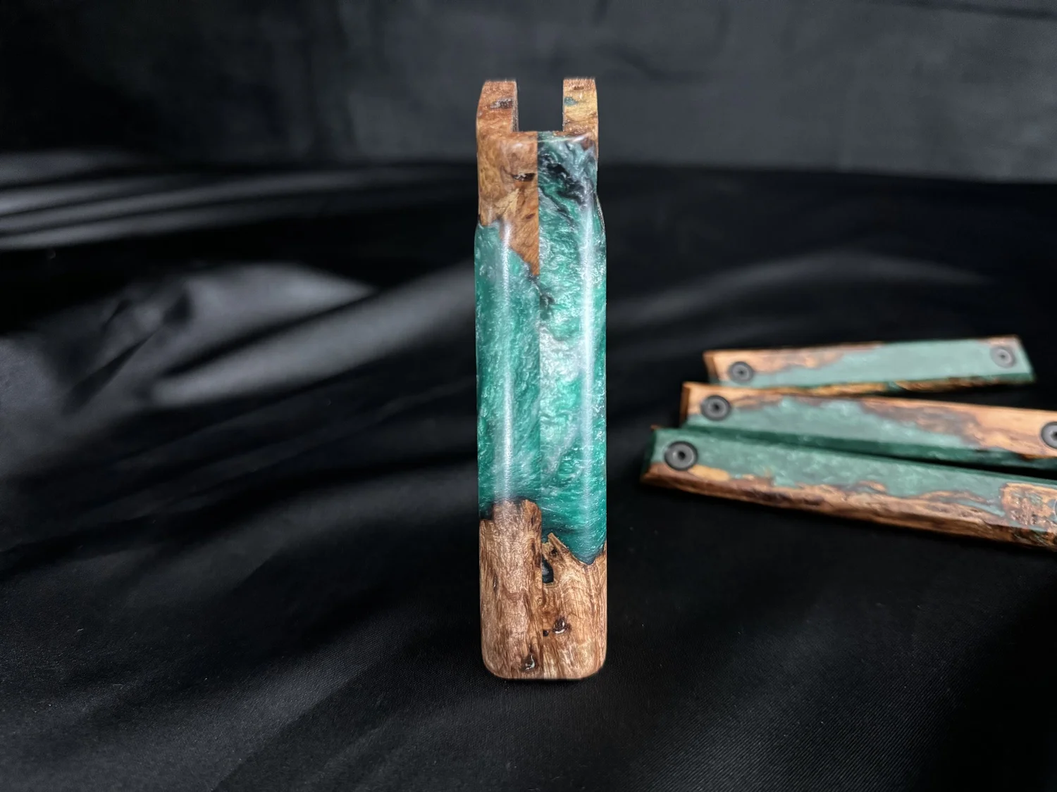 Store 2 — RAILWOODS M-Lok Rail Covers and Wood AR15 Furniture