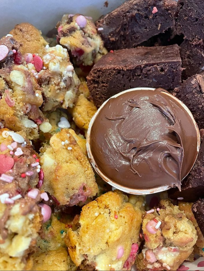 Dipping Box — Bunkie Bakes