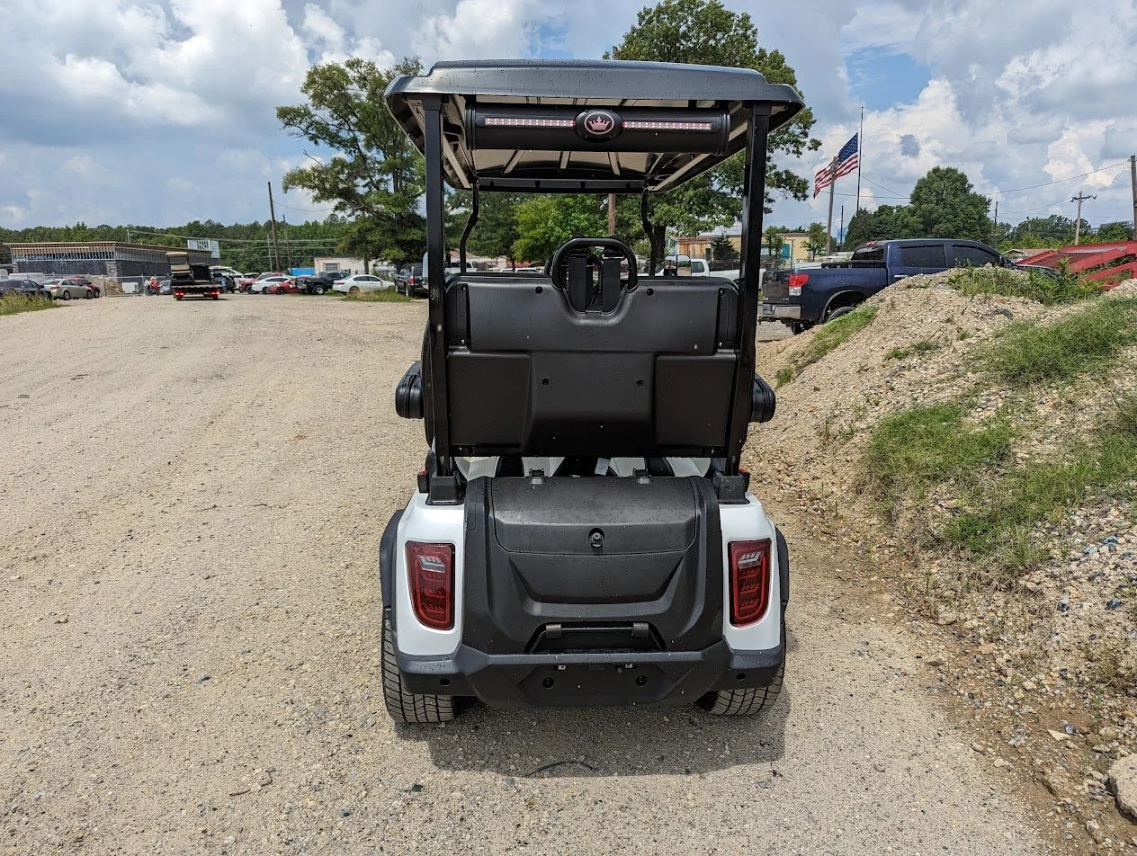 2024 Evolution Electric Vehicles - D5 - Maverick 4 - Mineral White ...
