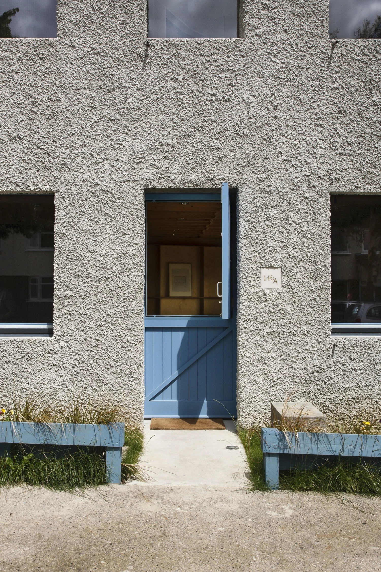 House 4 — TAKA architects