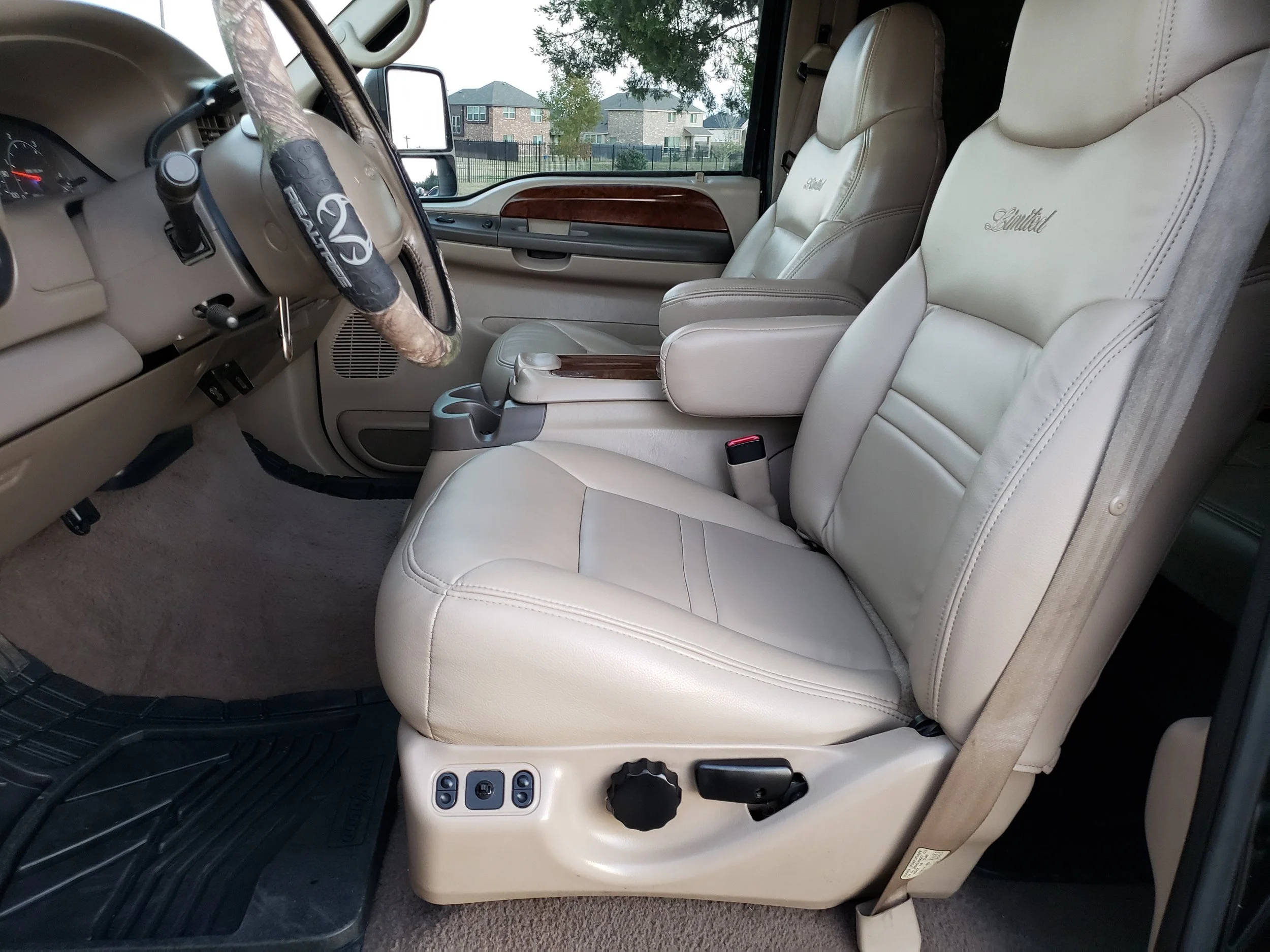 Excursions Unlimited LLC