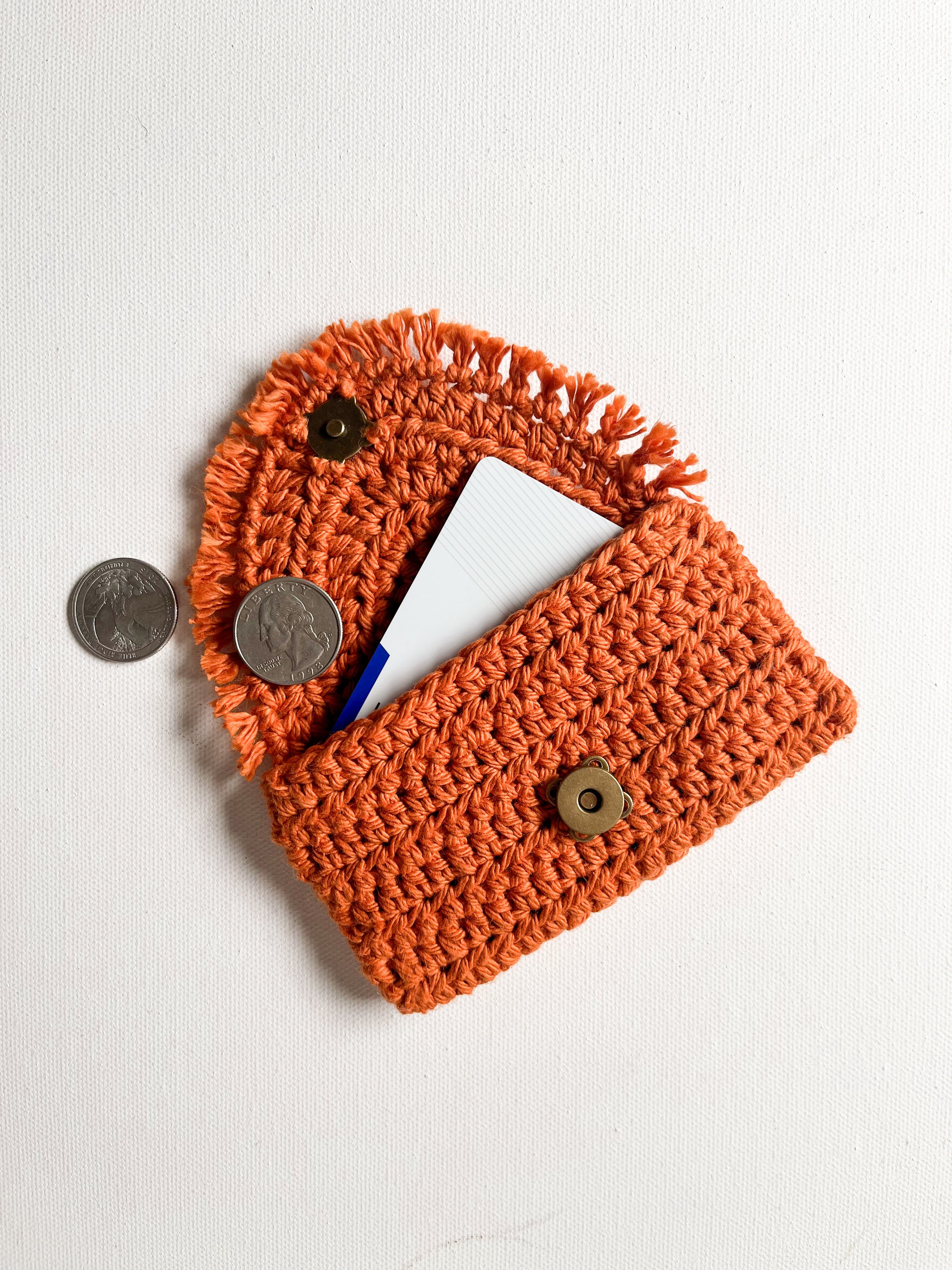 Stylish Crochet Wallet Pattern — bags by bento