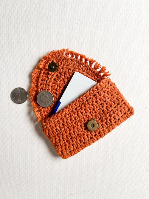 Stylish Crochet Wallet Pattern — bags by bento