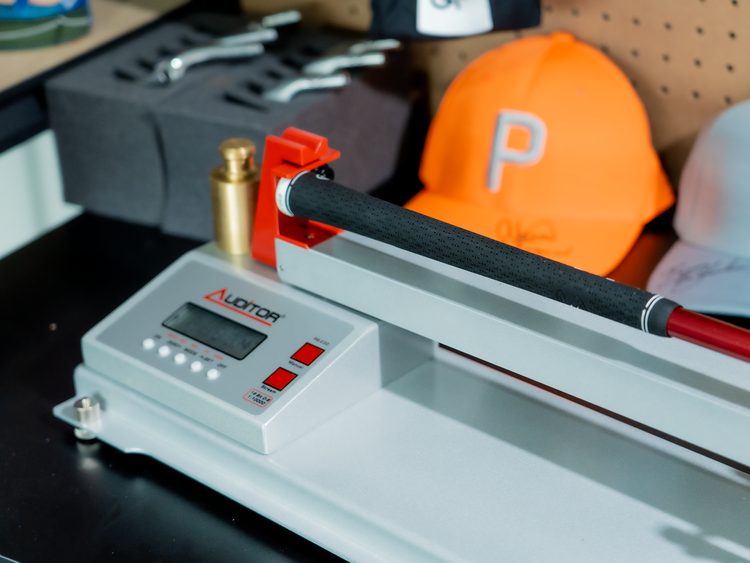 How does your grip affect your swingweight? — Made for the Range Golf