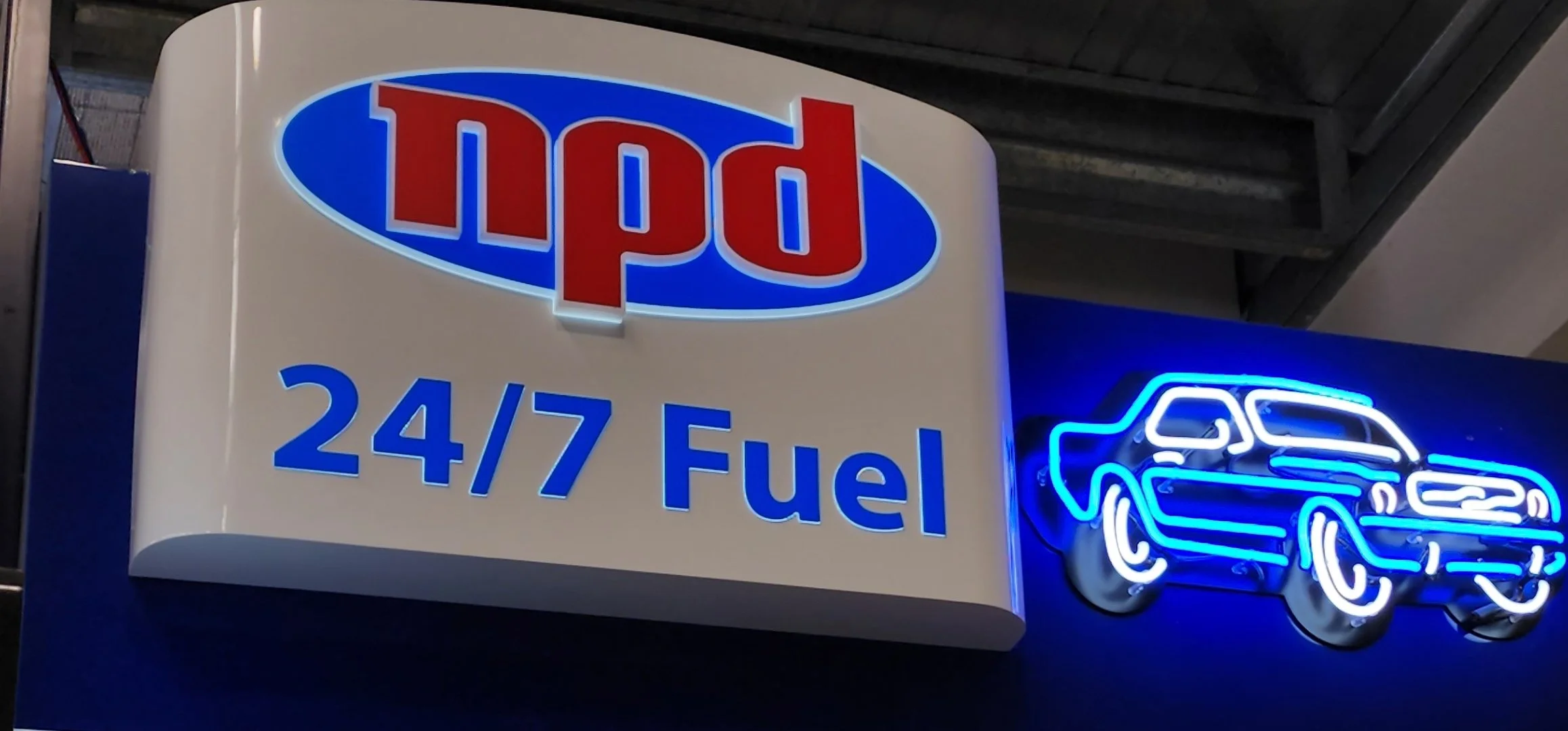 2D and 3D Signs — VISUAL ID