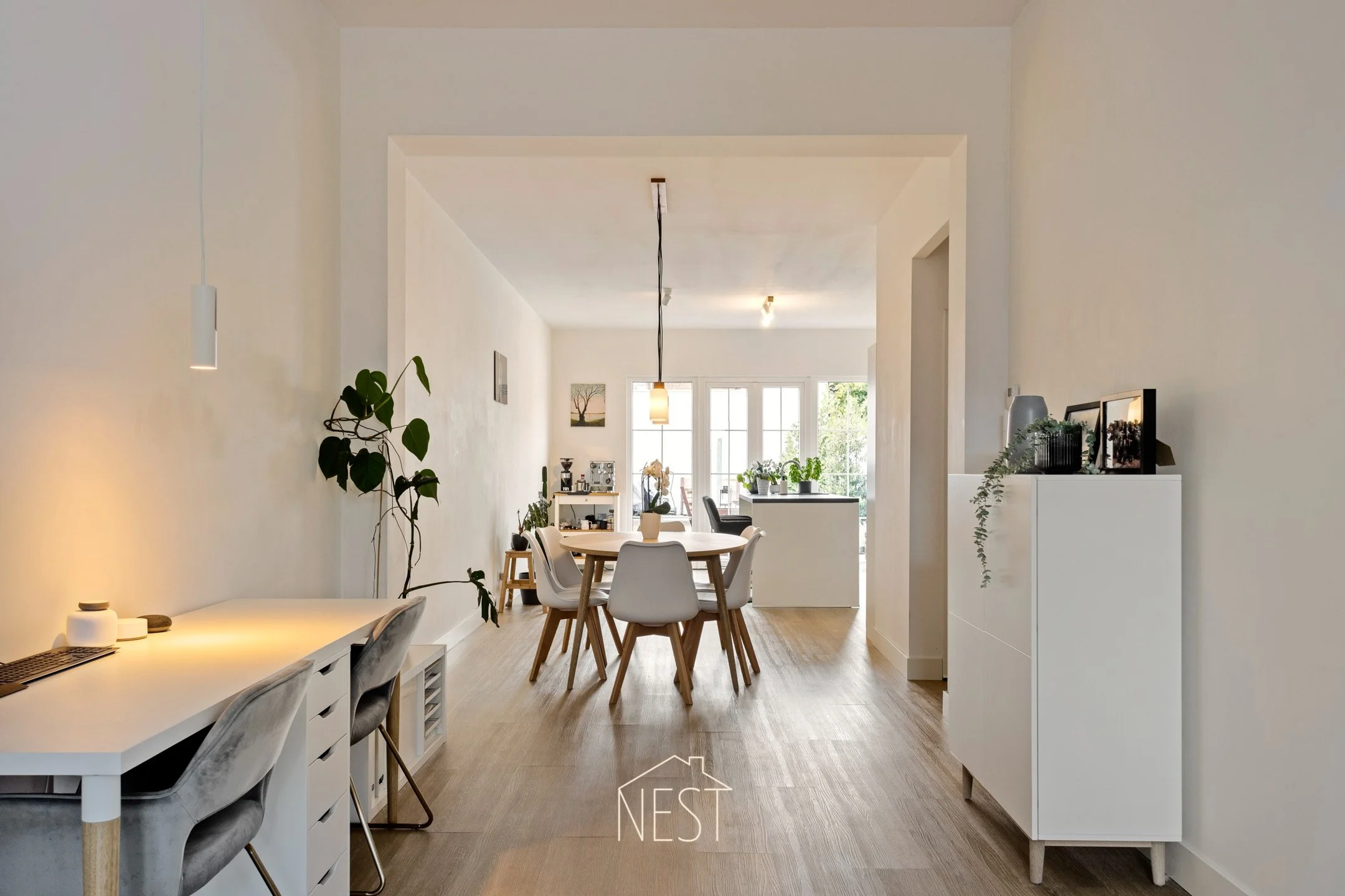 Prachtig gerenoveerd huis in rustige buurt te Boom — NEST