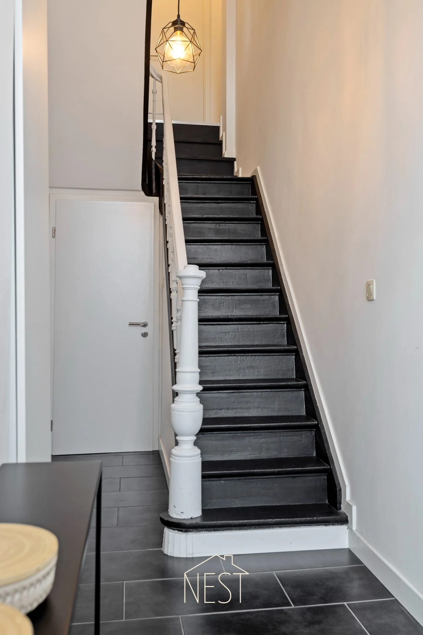 Prachtig gerenoveerd huis in rustige buurt te Boom — NEST