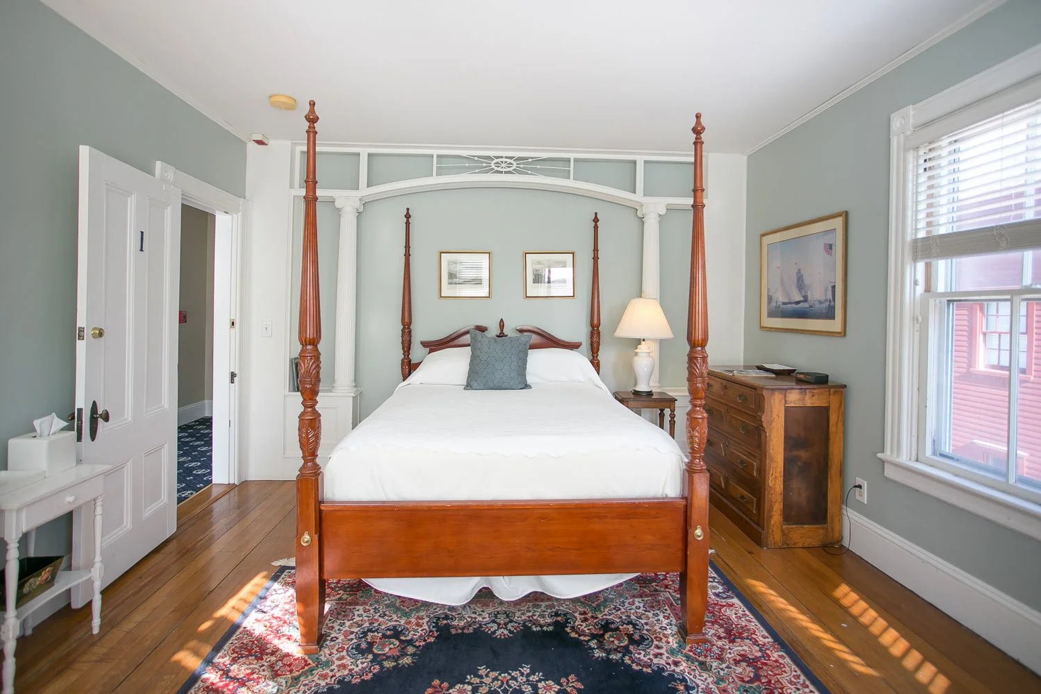 3rd Floor Suite — Chart House Inn