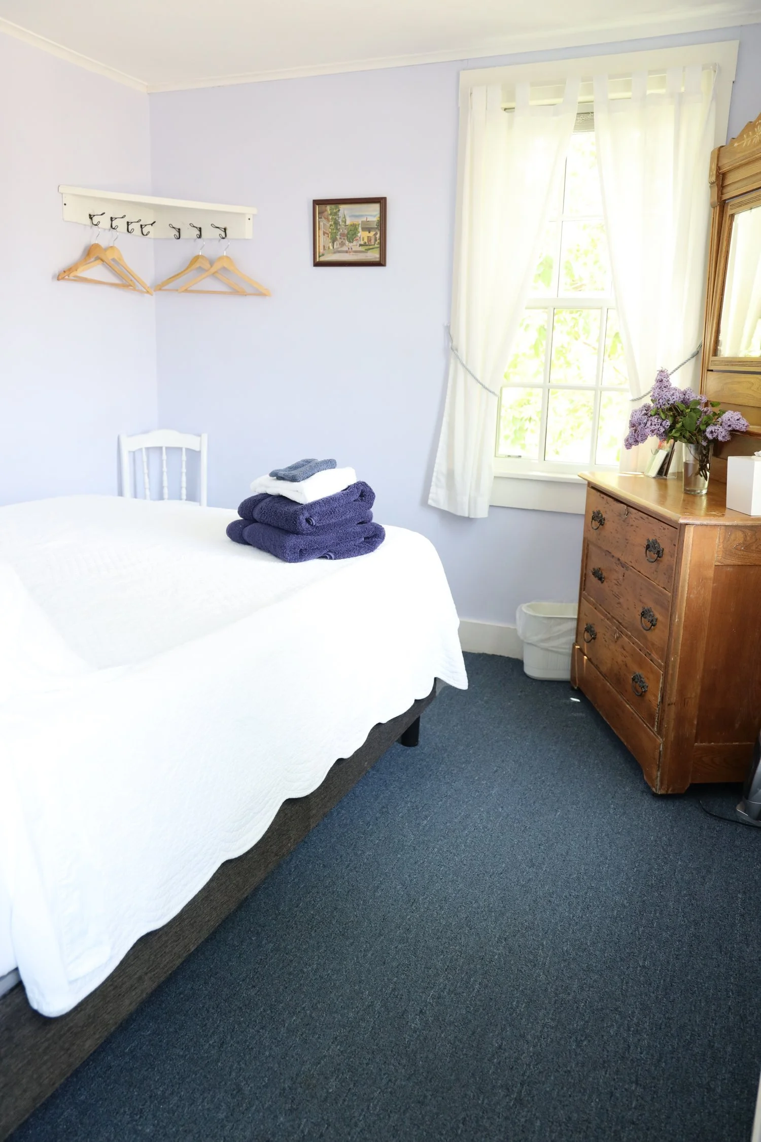 Individual Rooms 2nd Floor Guest House - Cape Codder — Private Beach