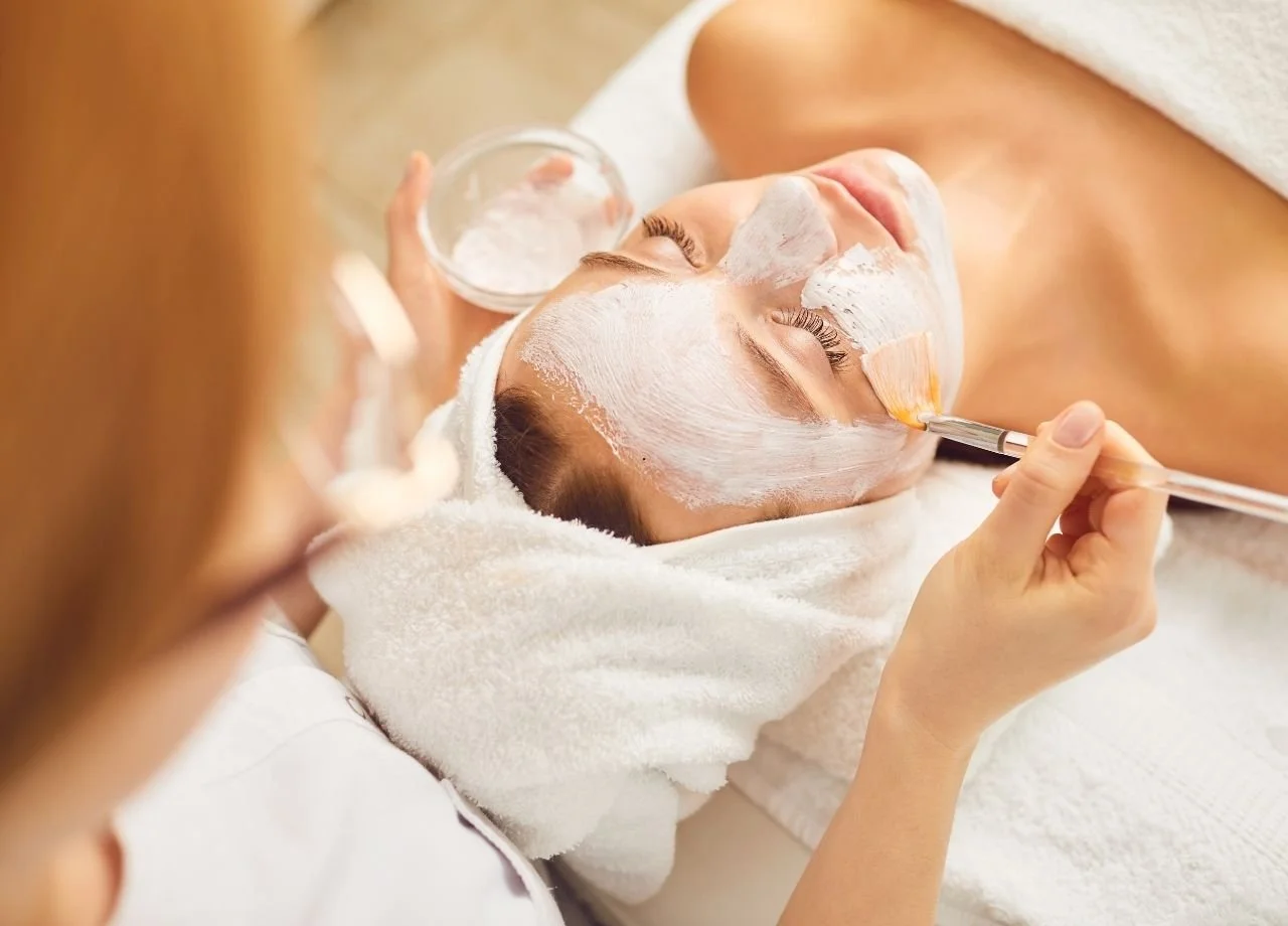 How Long Before an Event Should You Get a Facial? — DaeGlo Studio ...