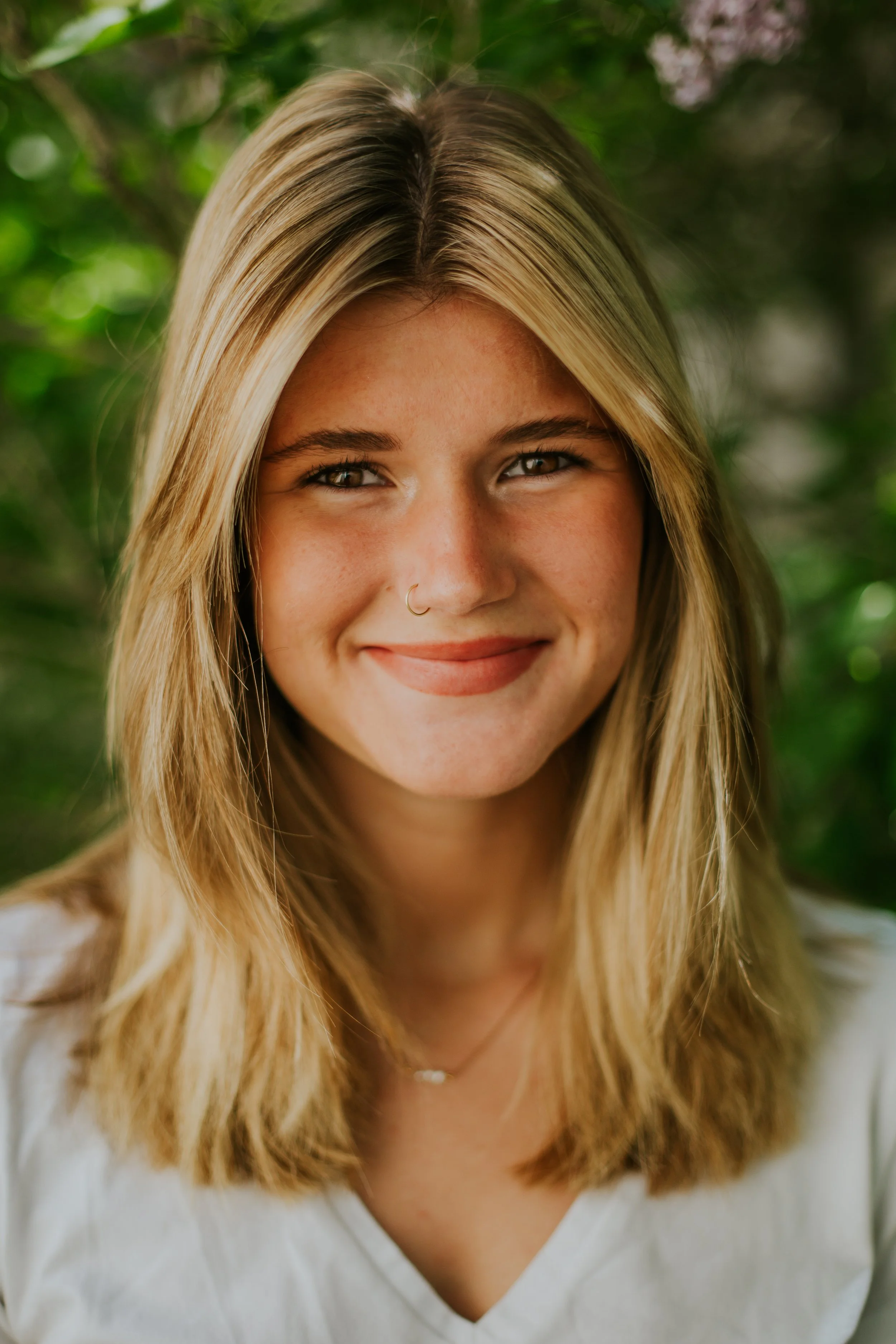 About Me — Tess Crowley Photo