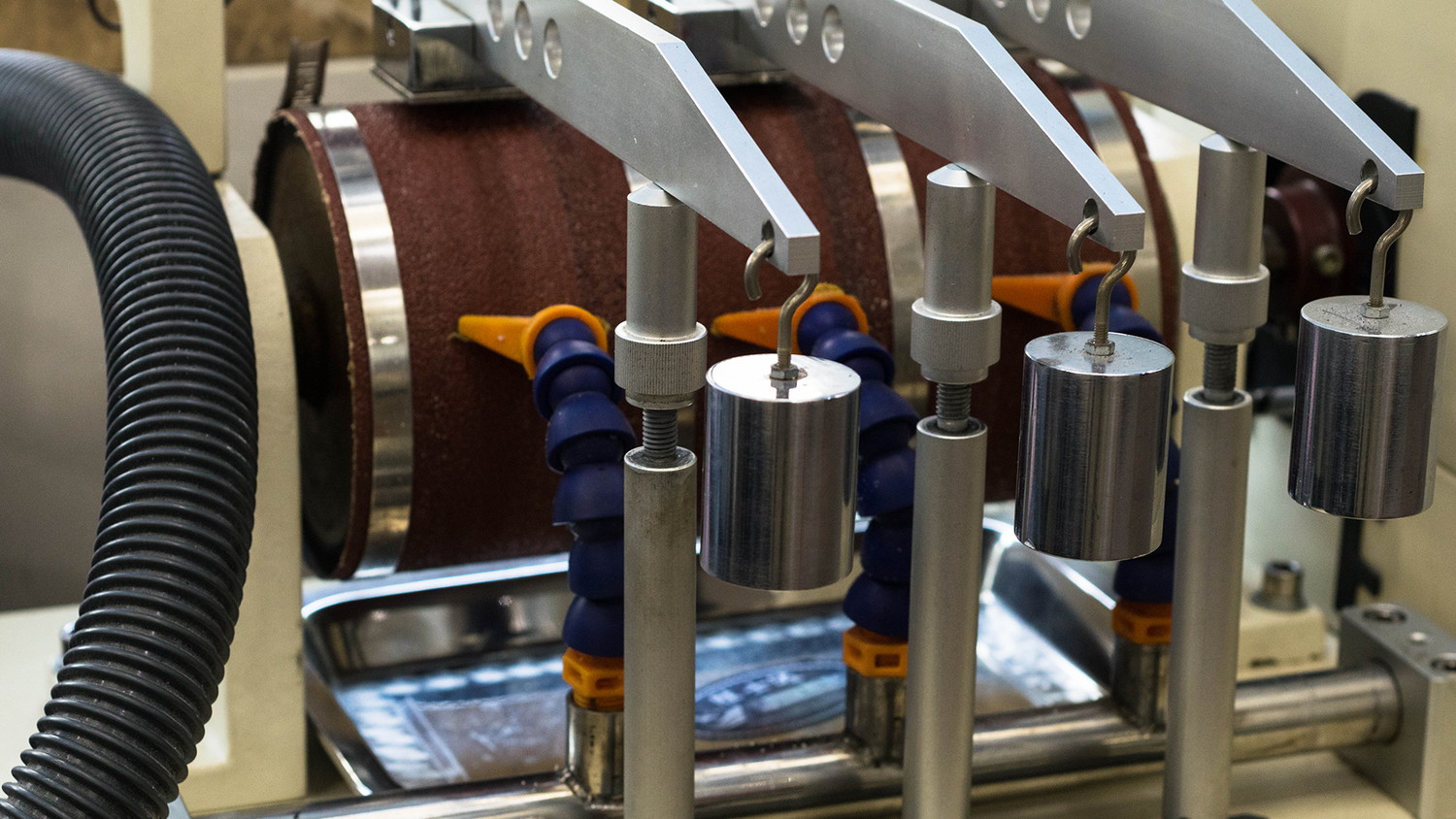 Advanced Manufacturing Group | About AMG — AMG