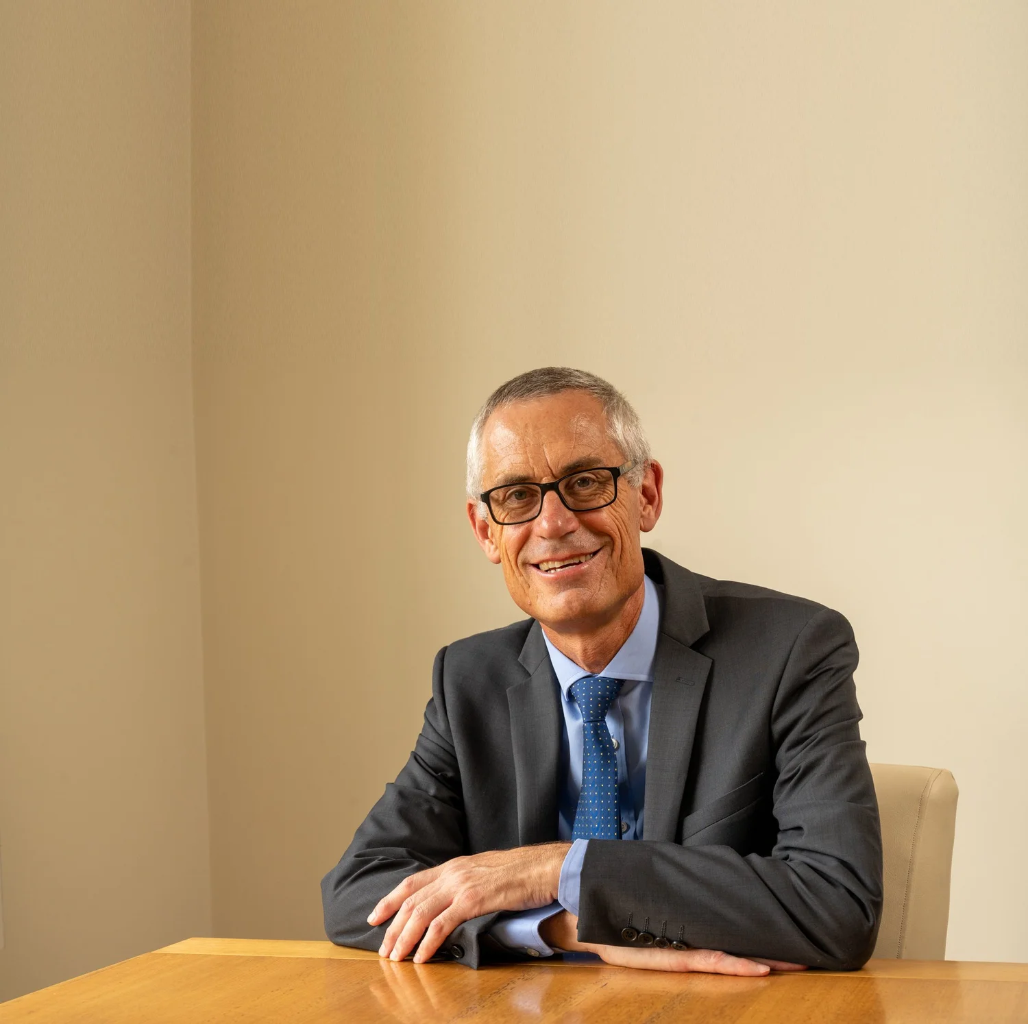 Contact — Alan Wright Mediation