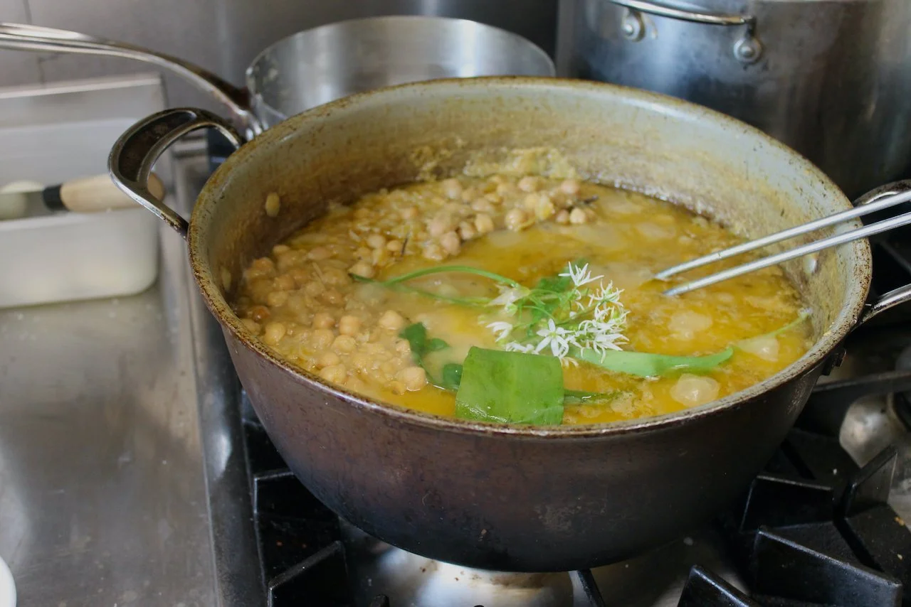 Studio — Elliott's