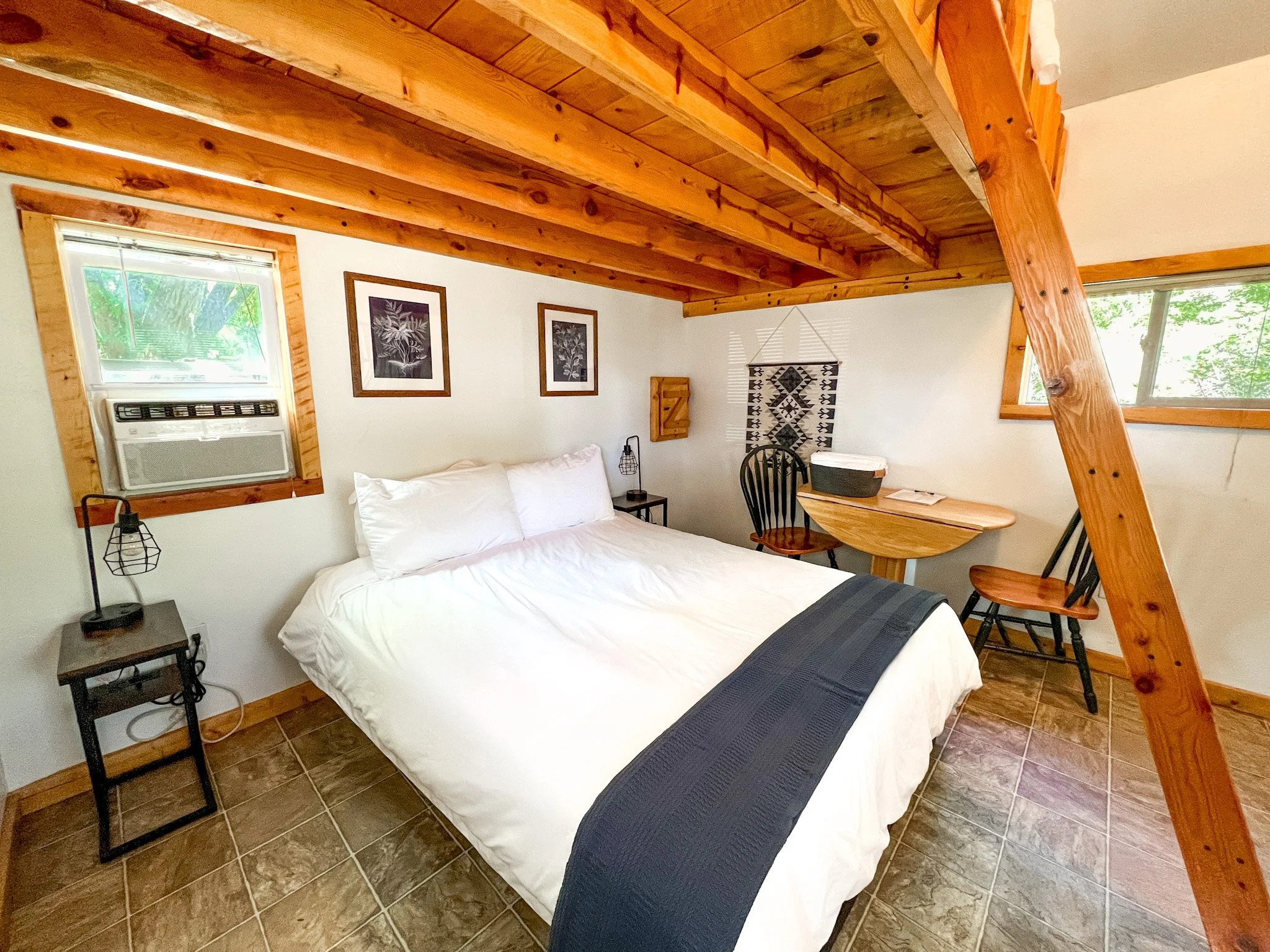 Accommodations — Cedar Creek RV Park and Lodging