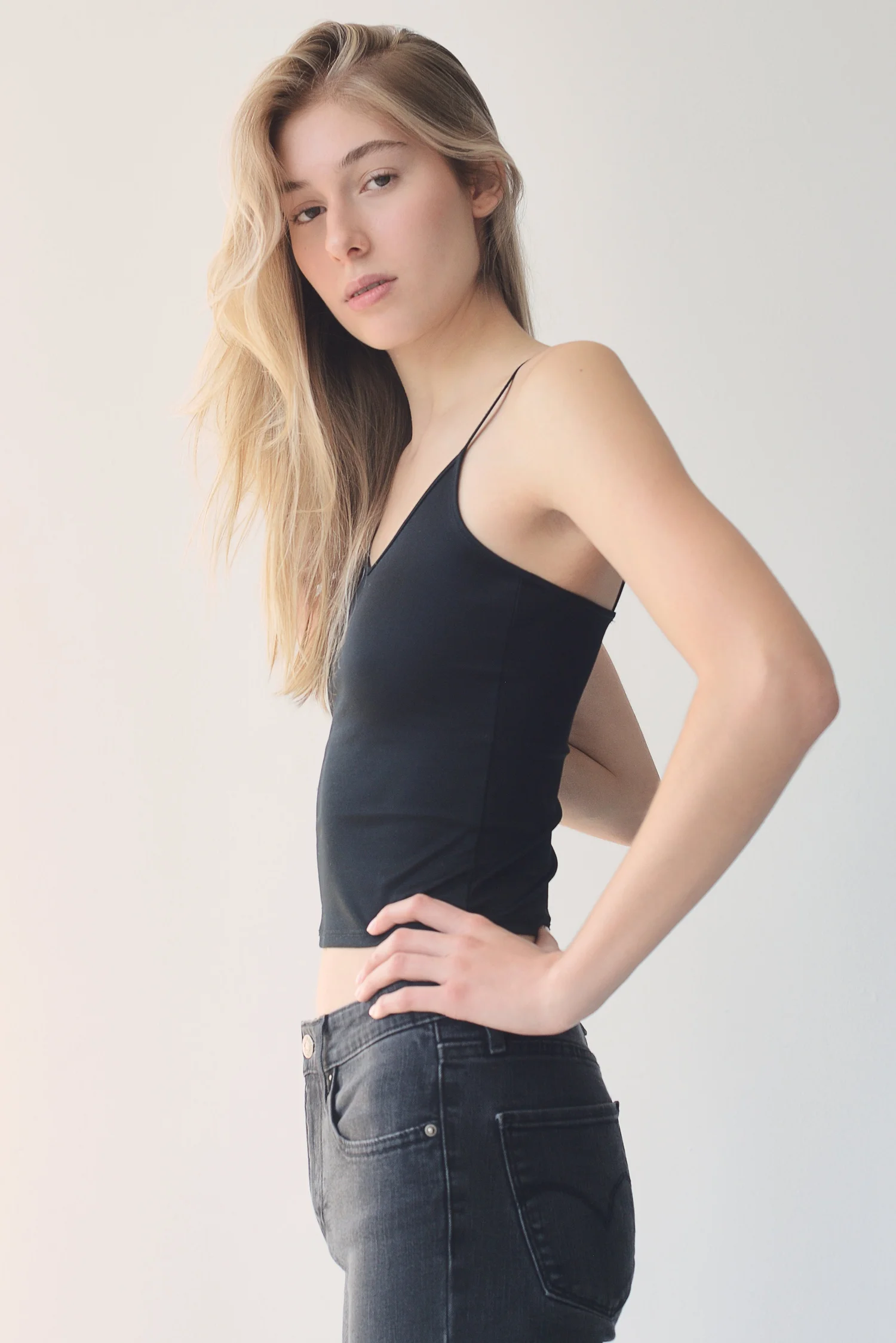 NORA LEBLANC — MAVEN MODELS