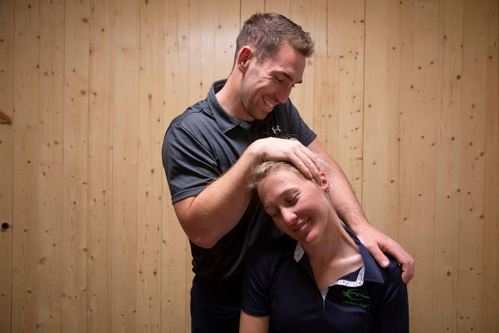 What’s With “Cracking Backs”? Understanding the popping noises you Hear ...