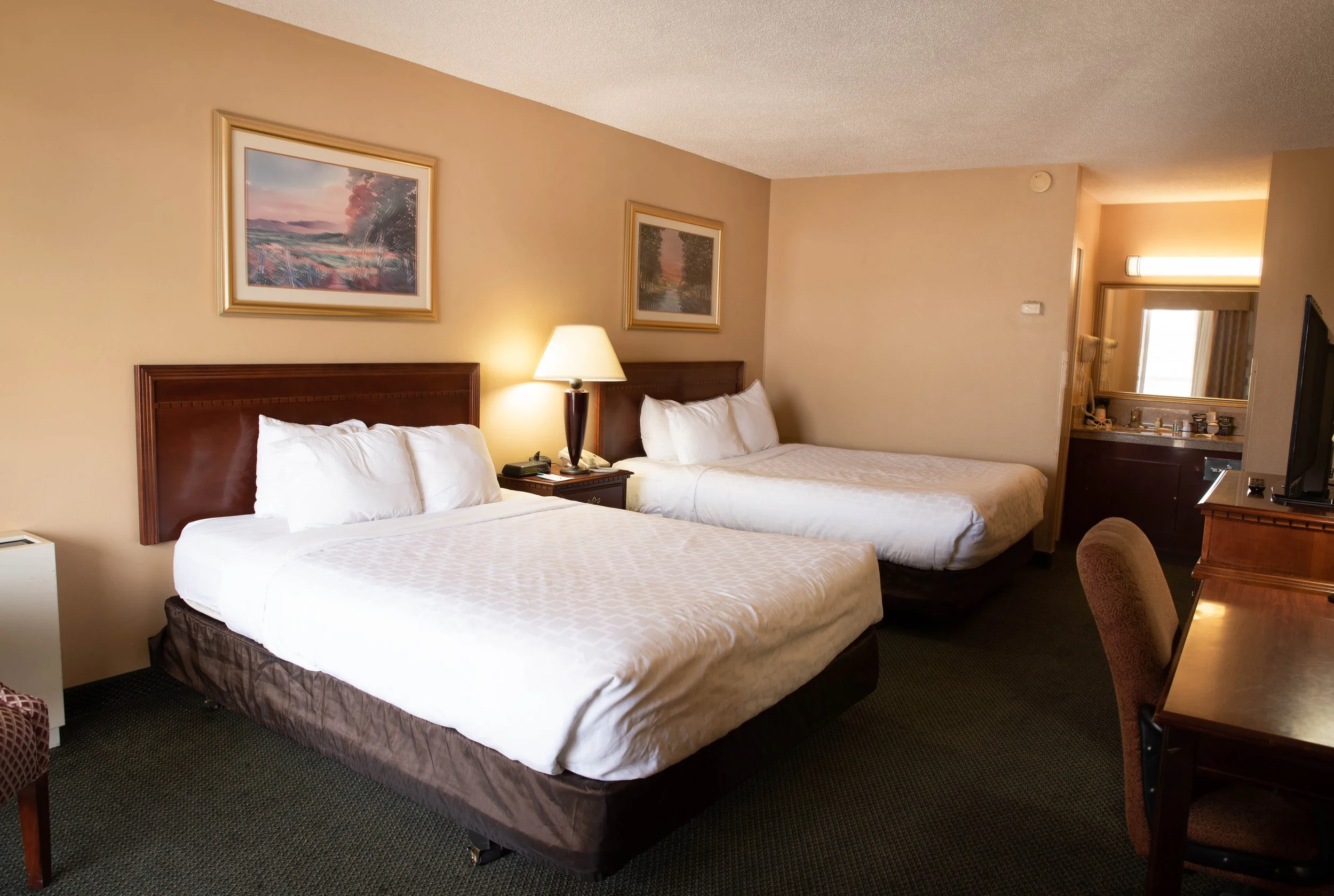 Grand Idaho Inn & Suites