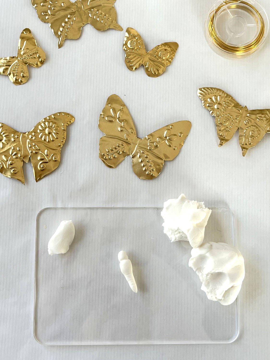 DIY : Envol de papillons en métal repoussé — Mila Luce
