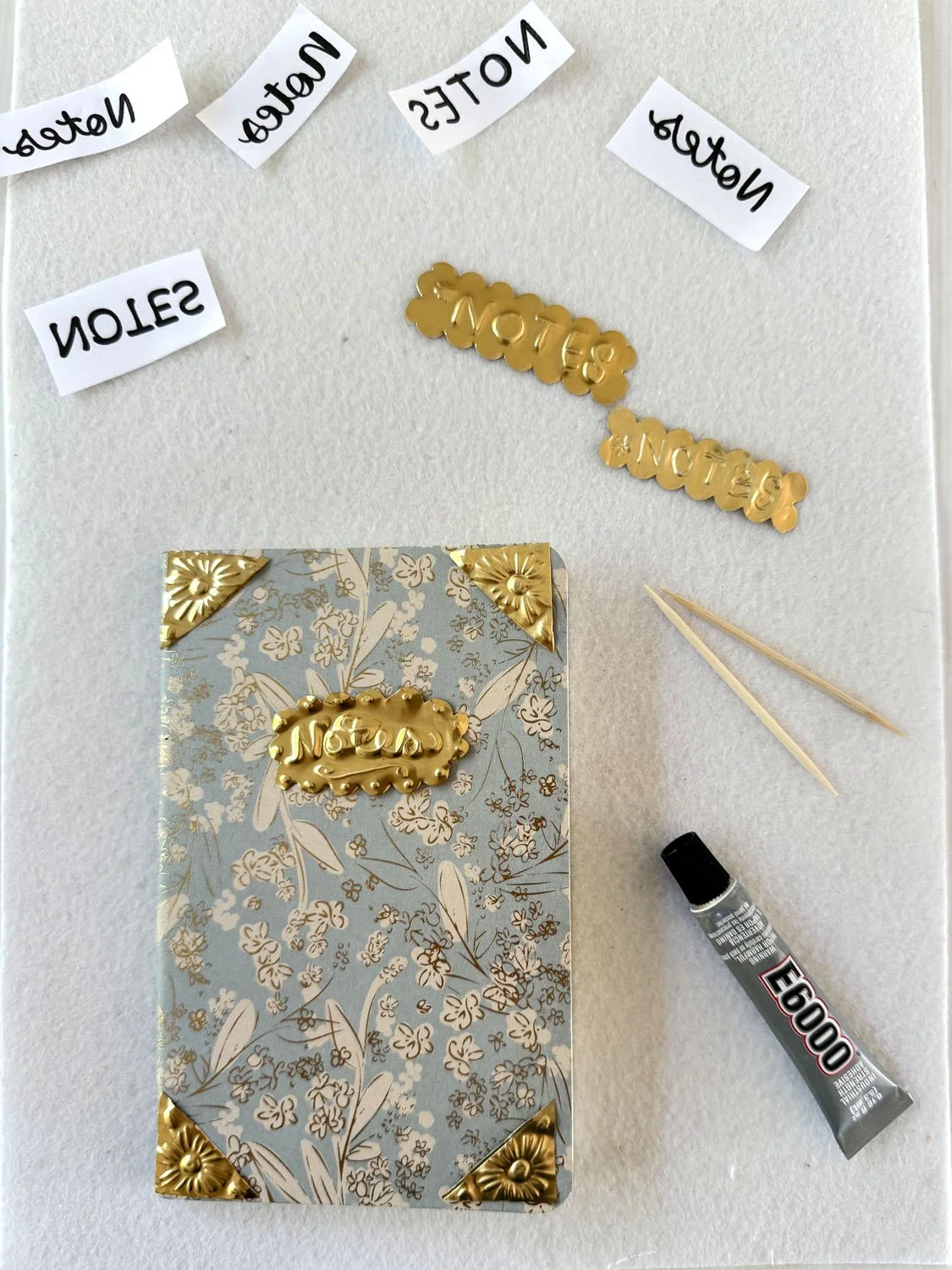 DIY : Je décore mes carnets avec du métal repoussé — Mila Luce