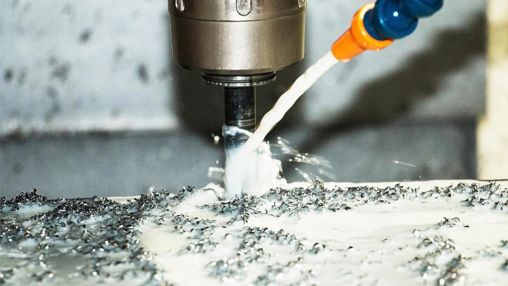 What is CNC cutting fluid and the Functions of Cutting Fluid During CNC ...