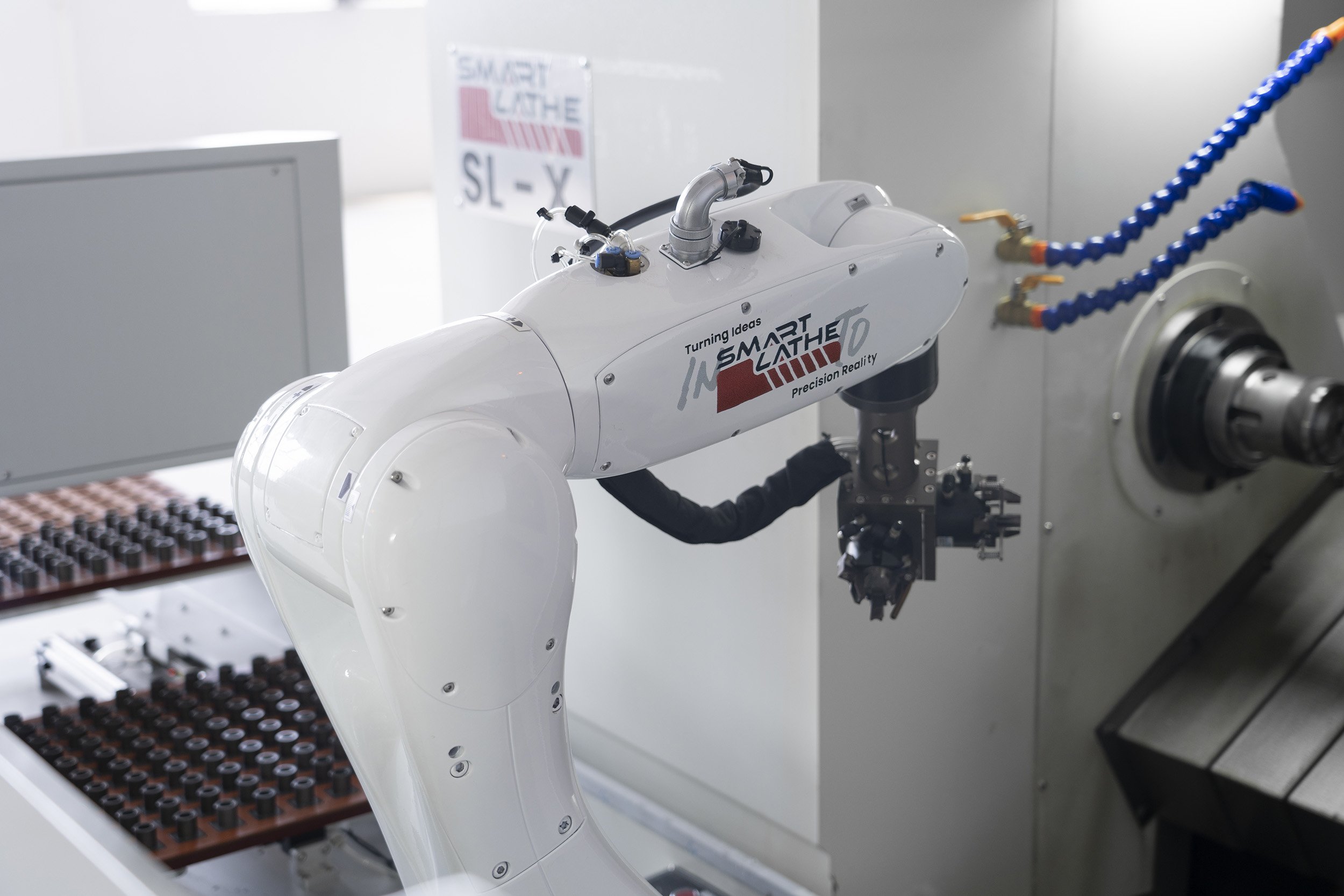 Smartlathe RA906 Robotic arm