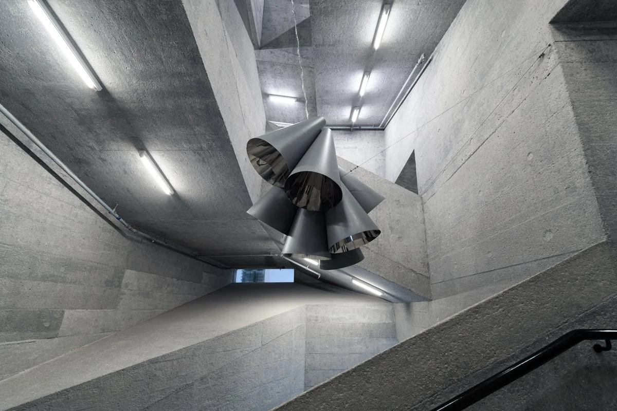 梯間回聲 Stair Mass (2022) — Yim Sui Fong