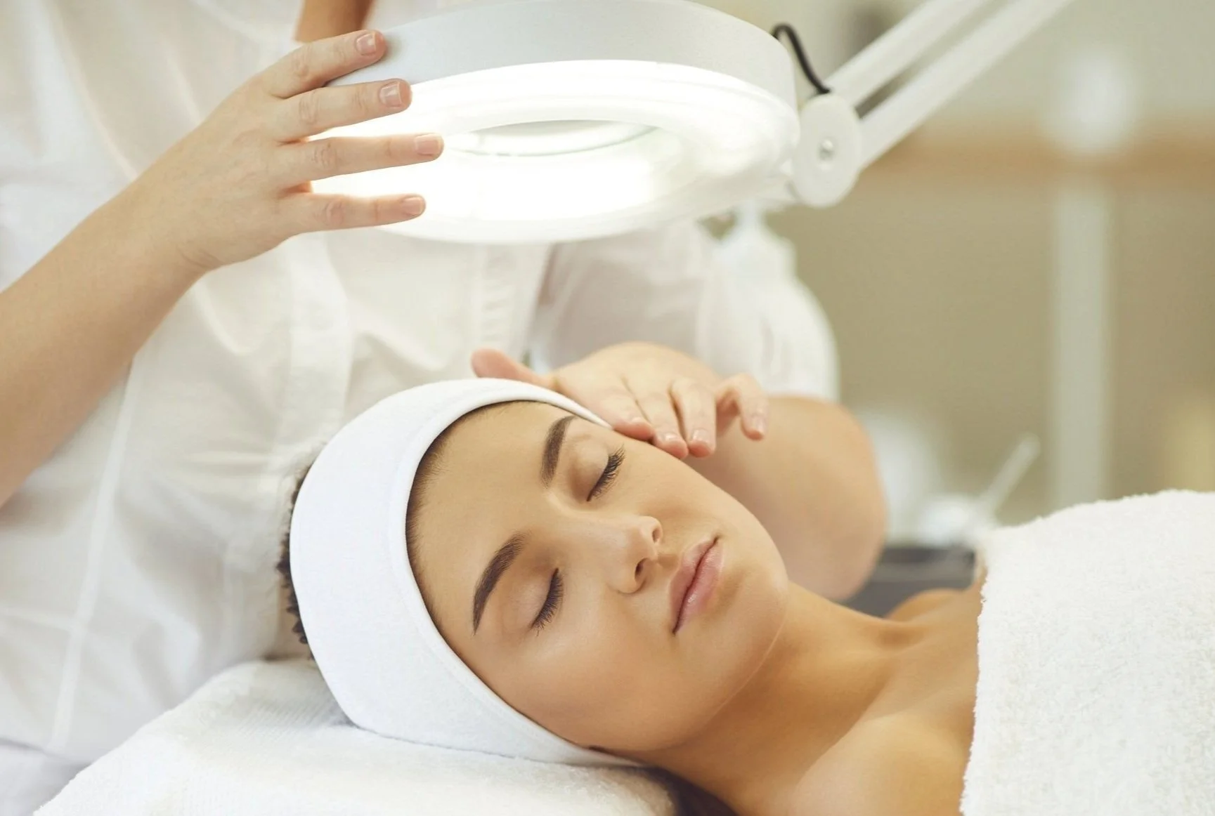 The Facial Lounge OKC | Hydrafacials | Dermaplaning | Microdermabrasion ...