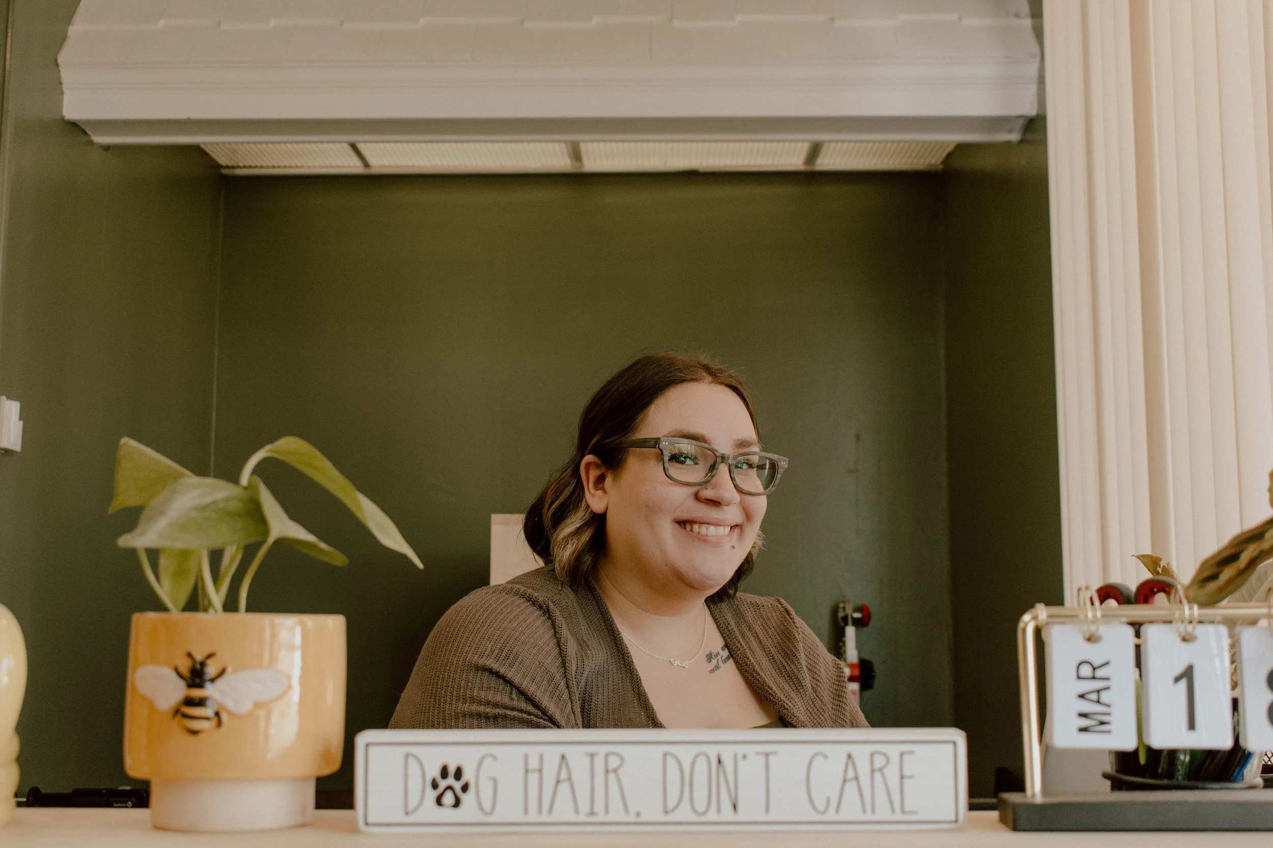 Photo Gallery — Honey Bee Grooming