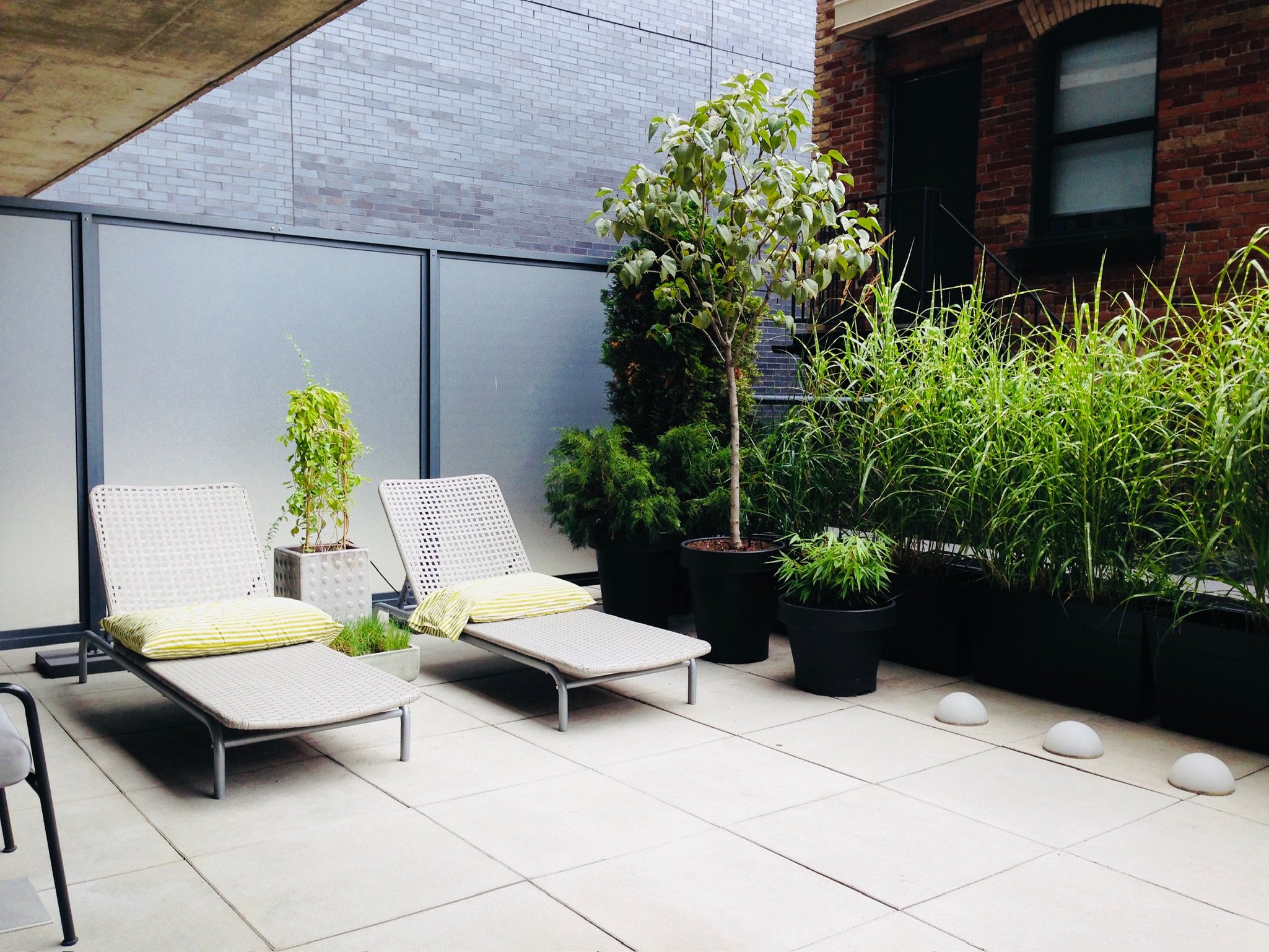 King West Toronto Urban Condo Design by The Superhost Mentors, Elevïn ...