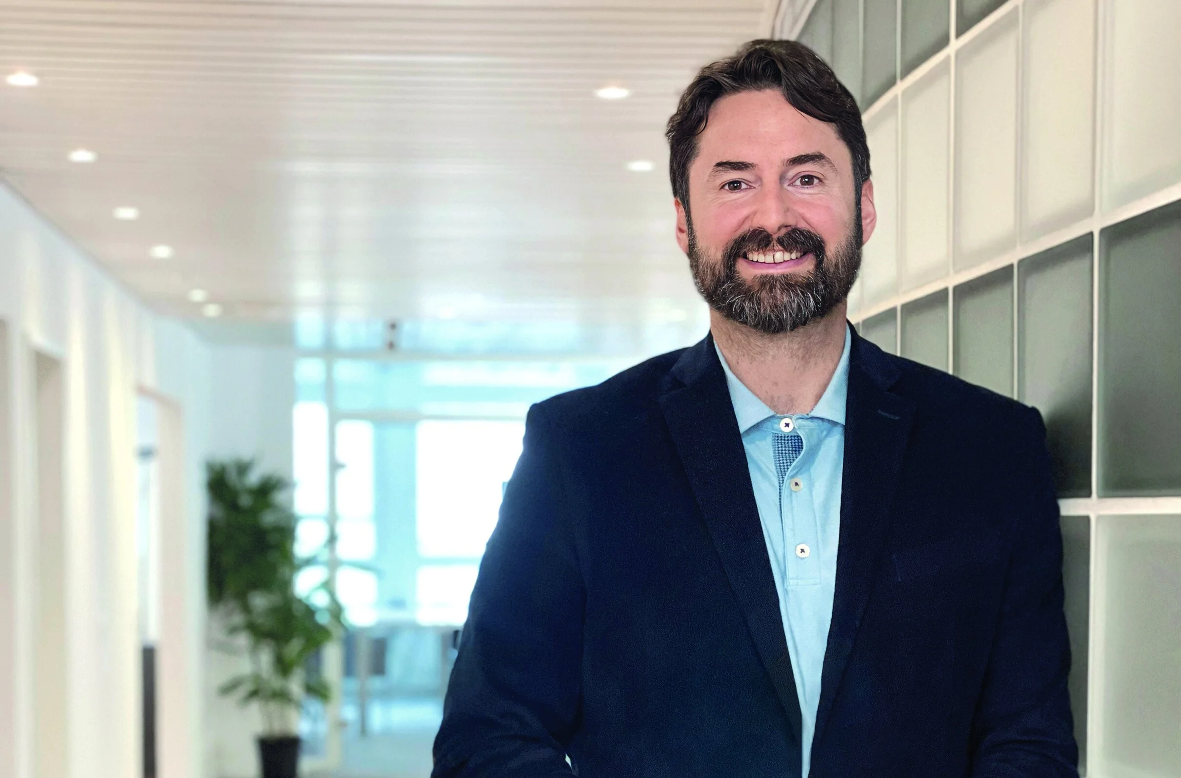 Ian Young | CEO — US TAX SERVICES AG- US tax services in zurich