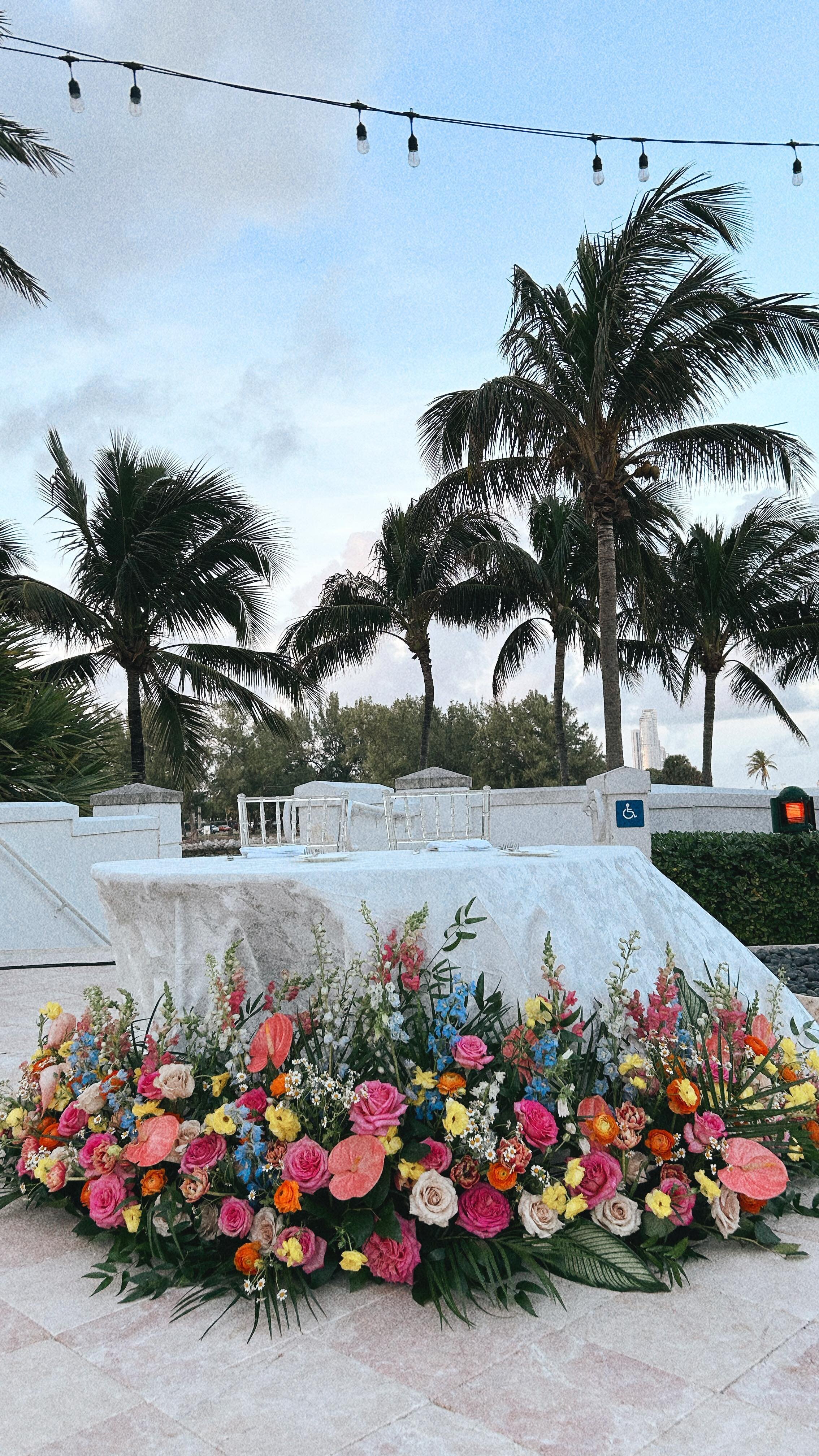 The Petal Bar - Wedding & Event Florist