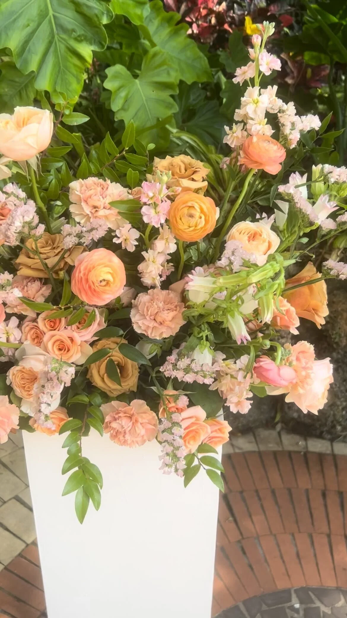 The Petal Bar - Wedding & Event Florist
